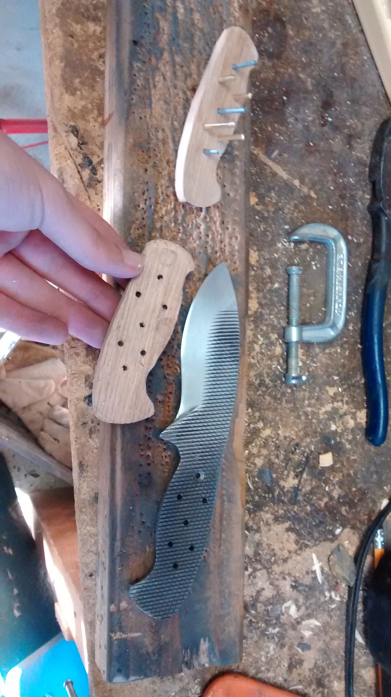 Knife From a Rasp : 16 Steps (with Pictures) - Instructables