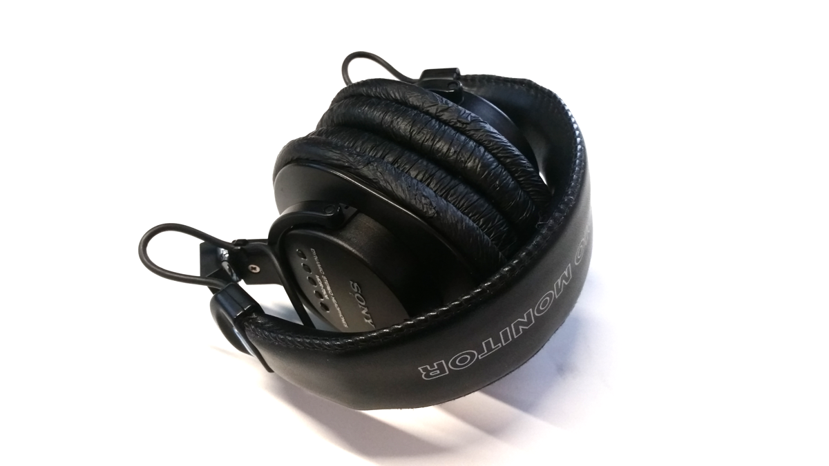 DIY Bluetooth Modification Sony MDR-7506 Headphone : 8 Steps (with ...