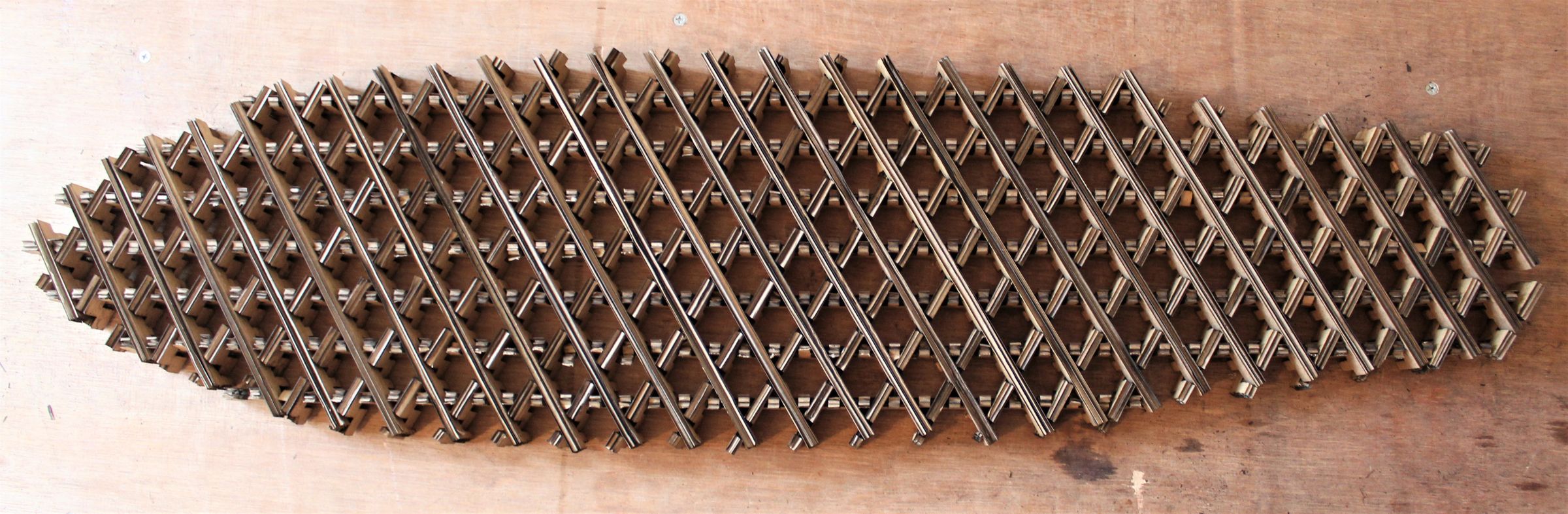 Quarter Iso-grid Cardboard Longboard : 15 Steps (with Pictures ...