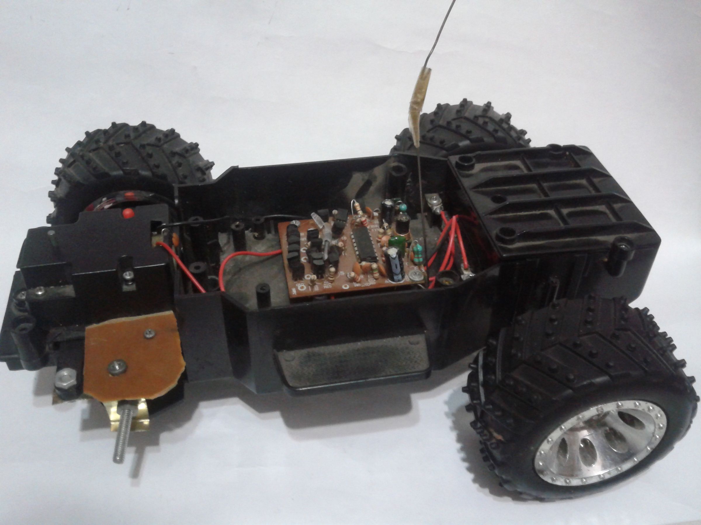 How to Make an Easy PCB Drill Using RC Car...!!! : 5 Steps - Instructables