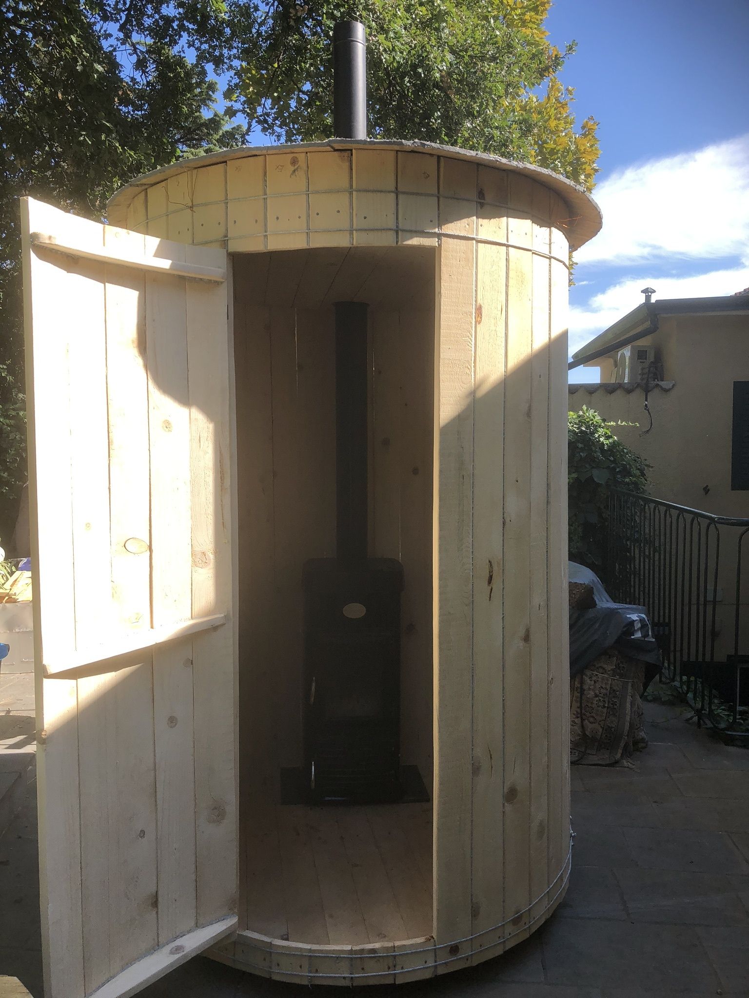 Finnish Sauna Cheap Very Small Easy to Build, and Mobile! : 9 Steps ...