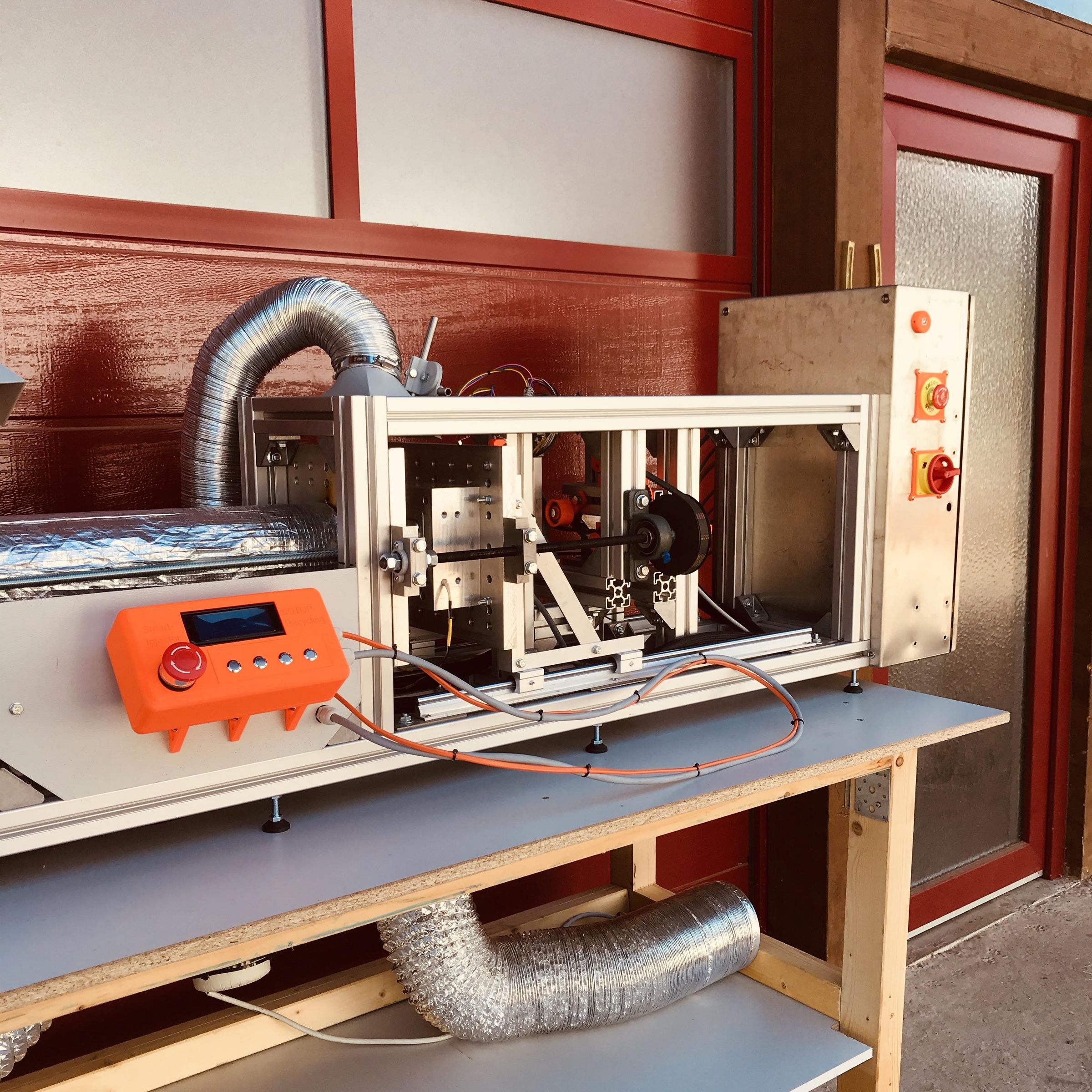 Automated Injection Molding Machine for Plastic Recycling : 5 Steps ...