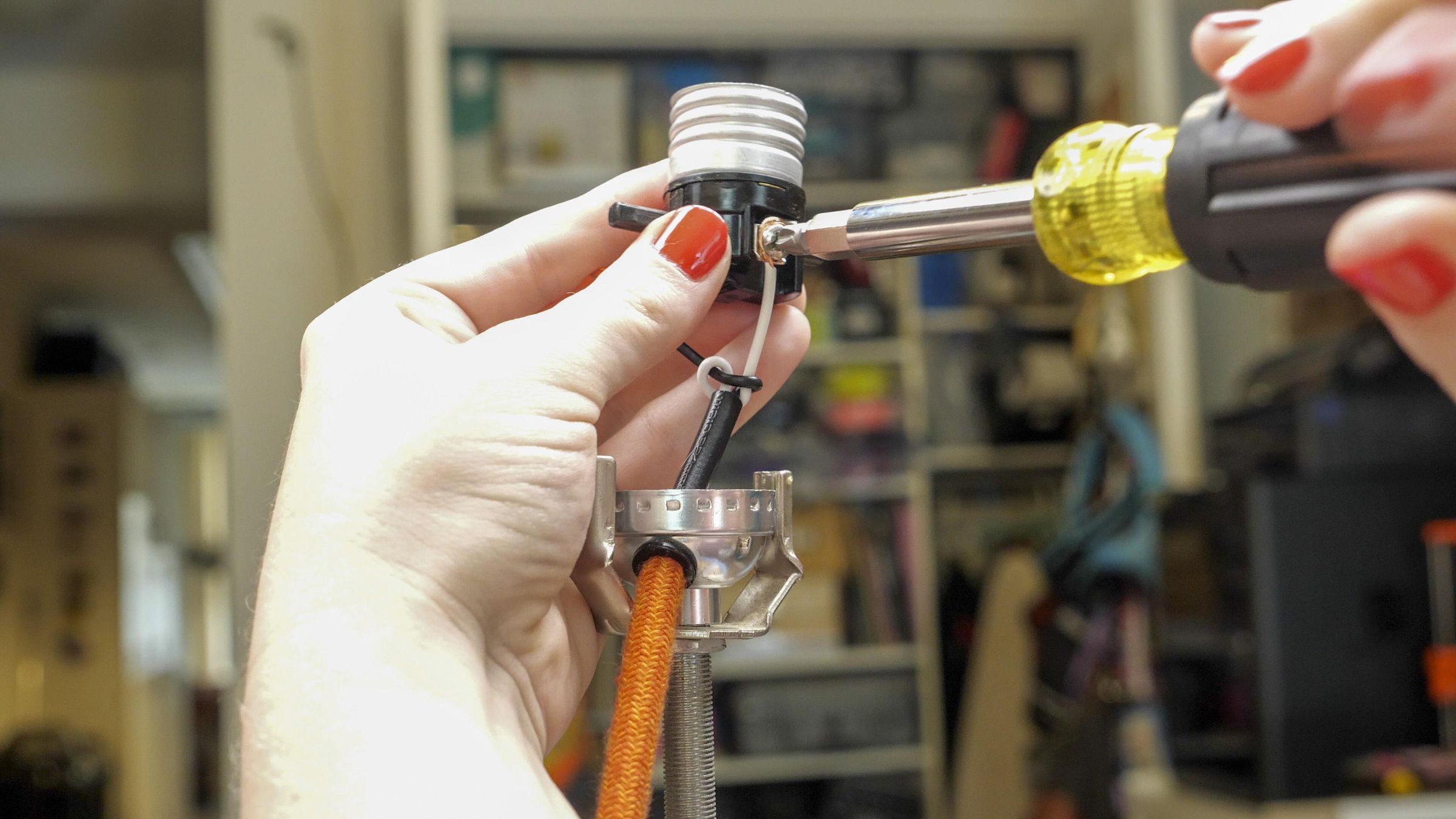 How to Rewire a Vintage Lamp : 5 Steps (with Pictures) - Instructables