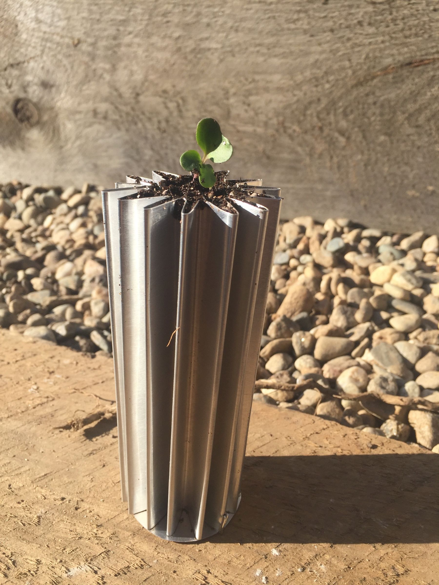 Expandable Planter : 9 Steps - Instructables