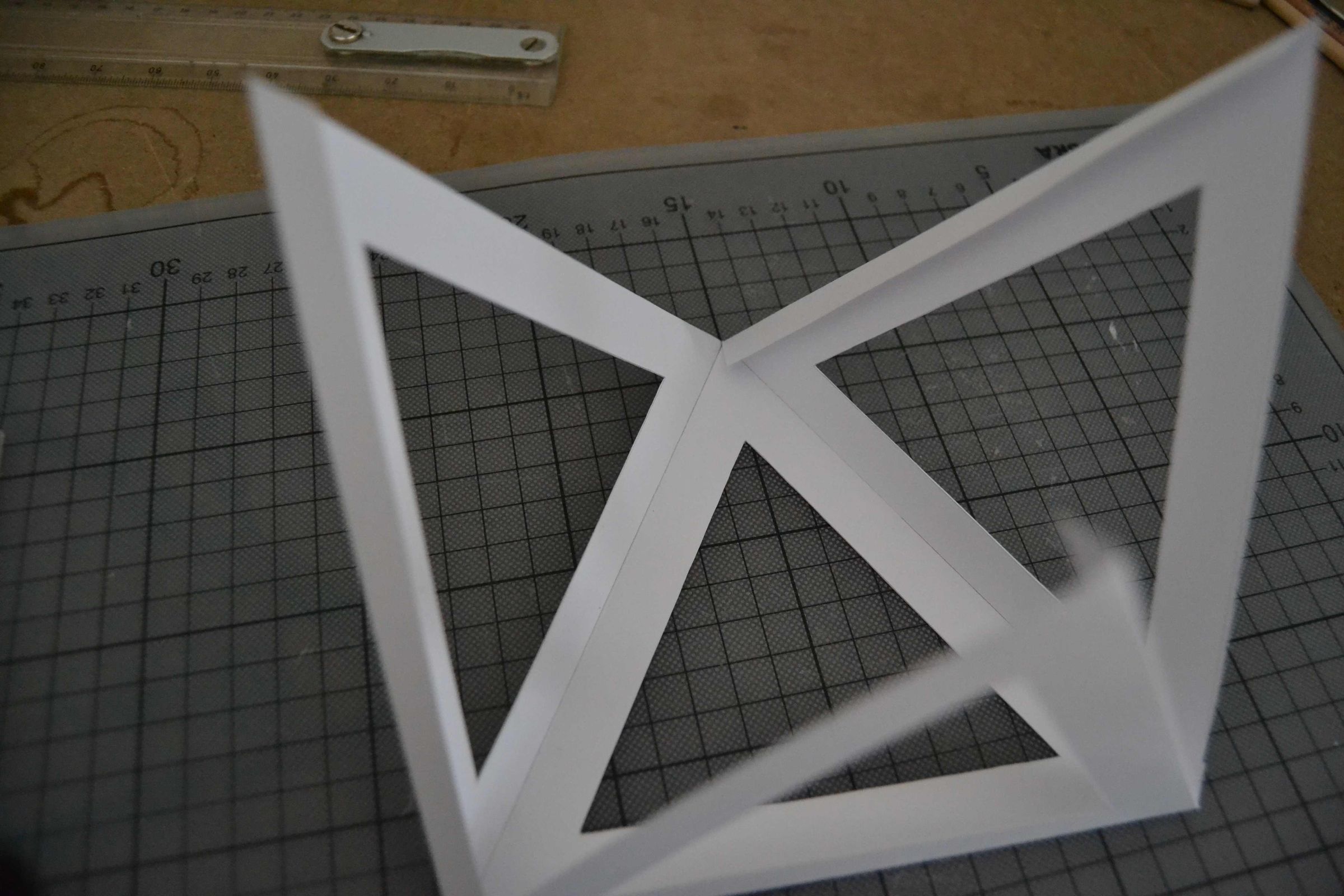 CMY Paper Platonic Solids : 7 Steps (with Pictures) - Instructables