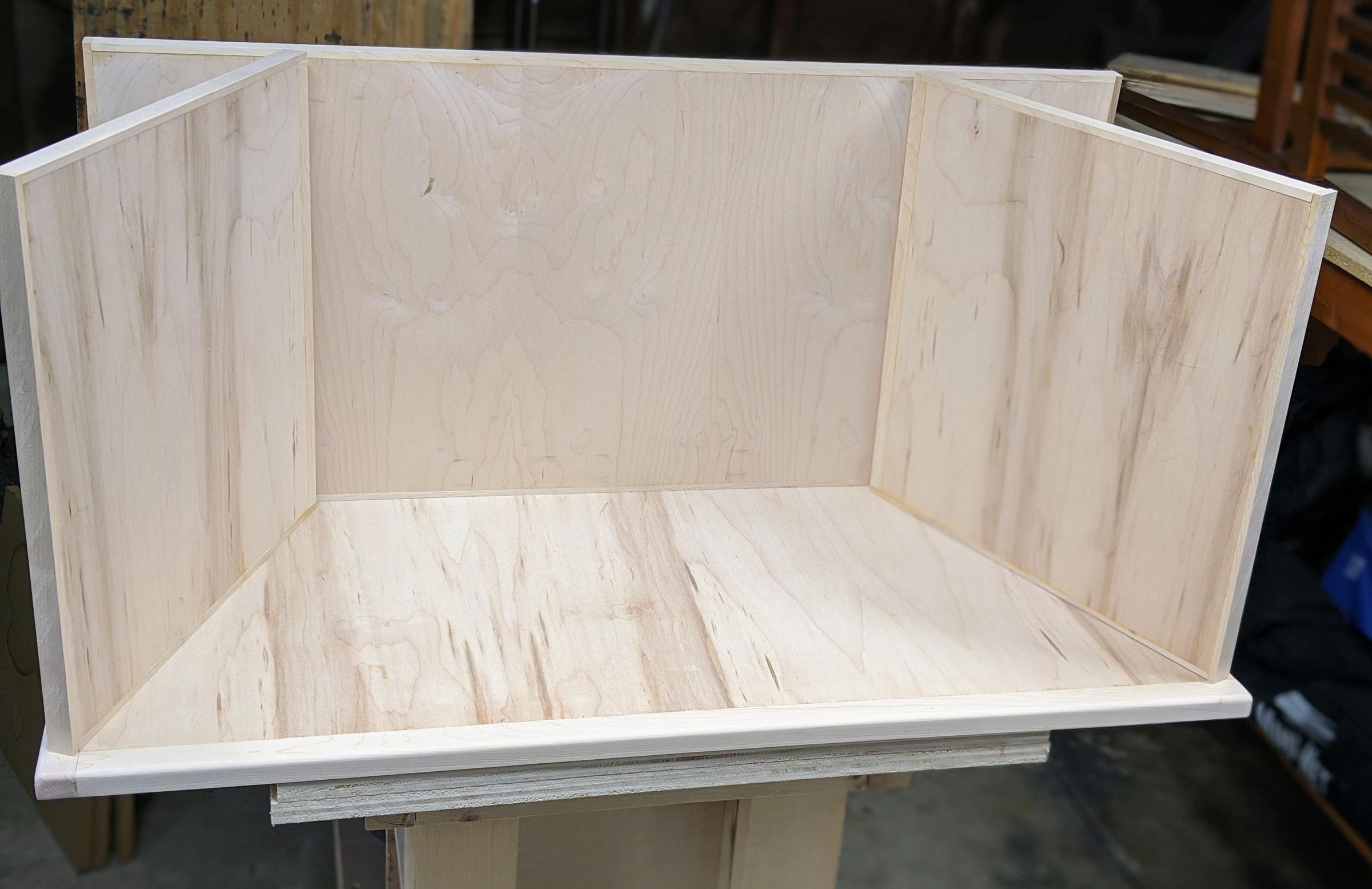 Kids Desk With Partitions : 4 Steps - Instructables