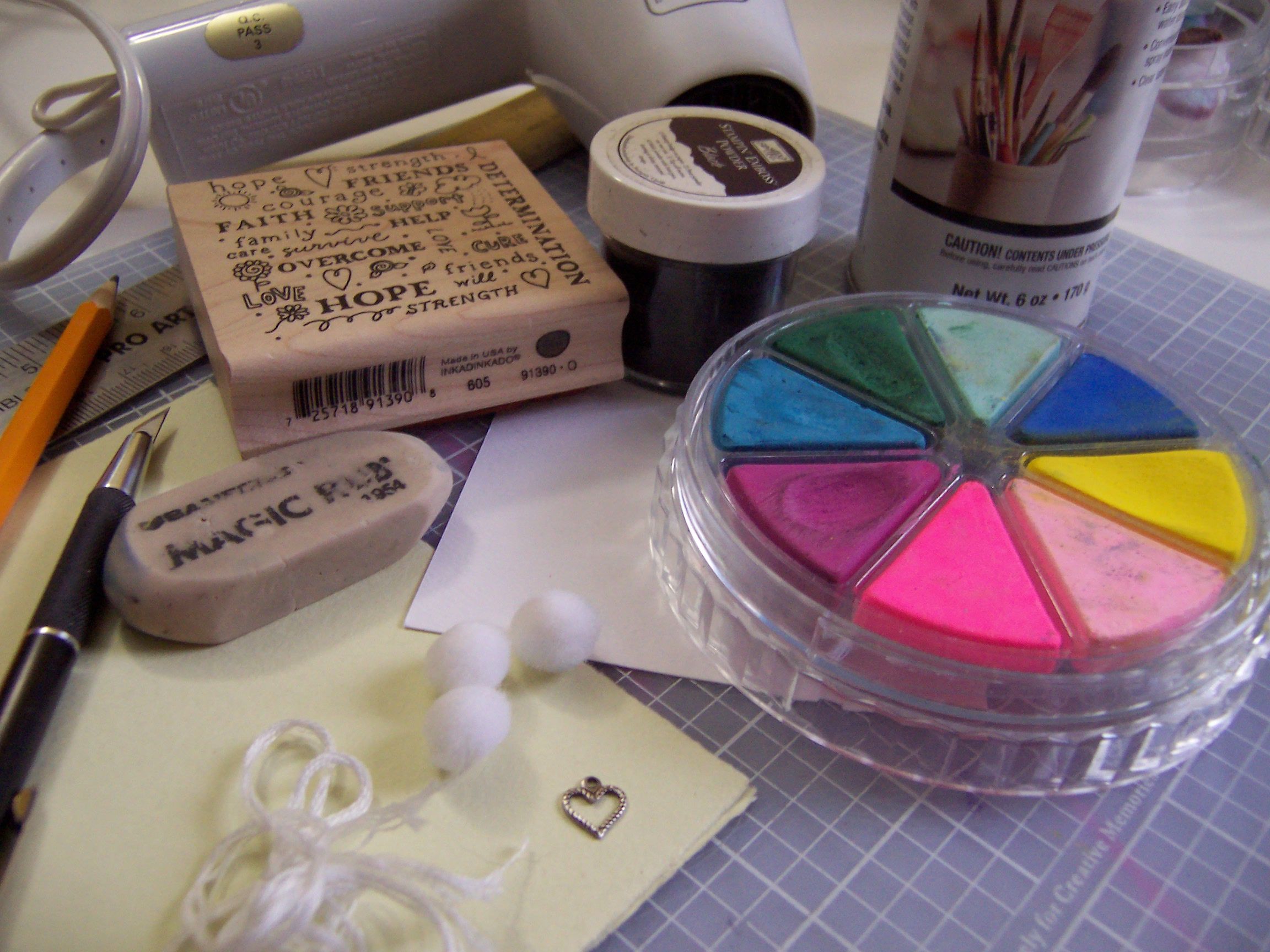 How to Use Heat Embossing and Chalk on Your Cards : 13 Steps ...