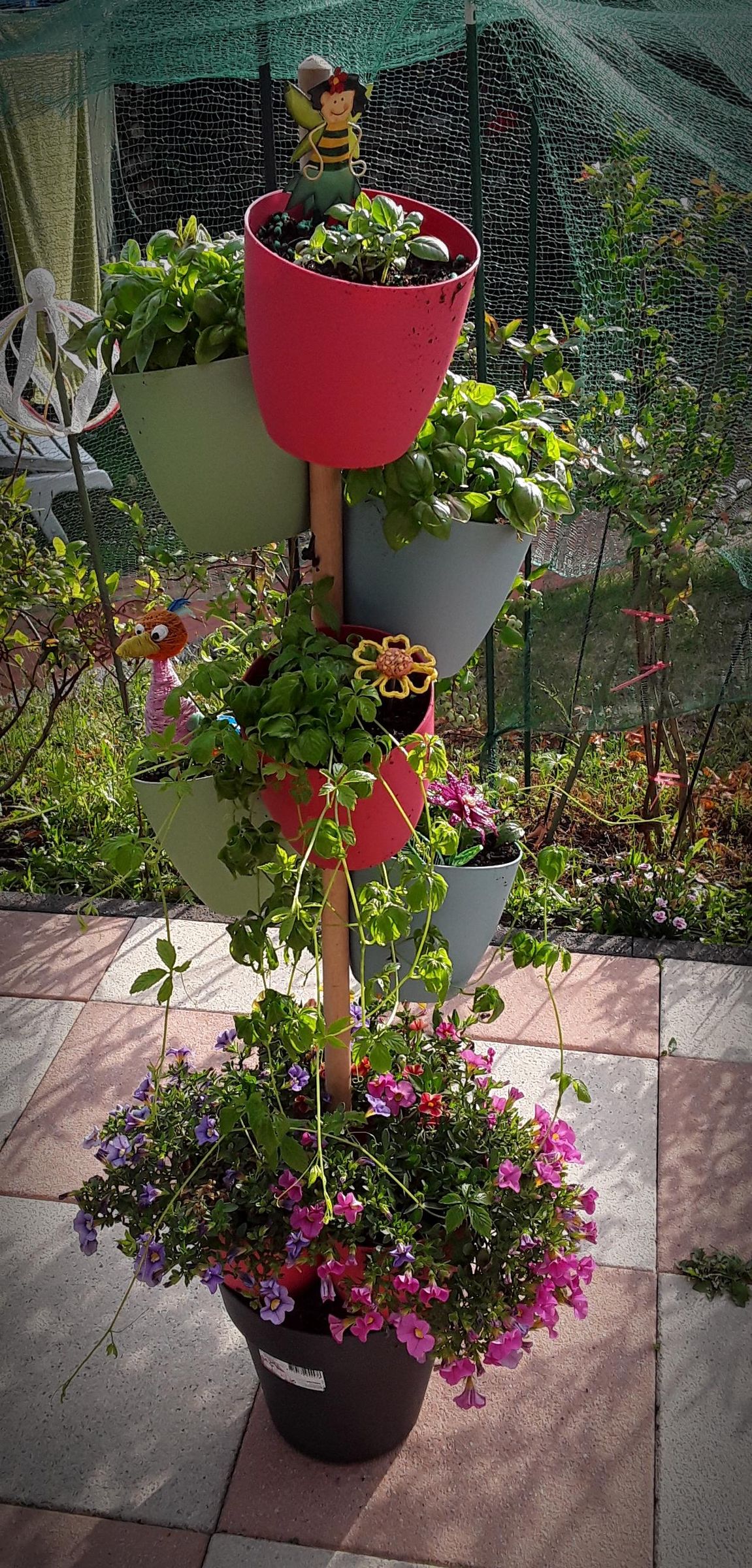 Flower Tower : 3 Steps - Instructables