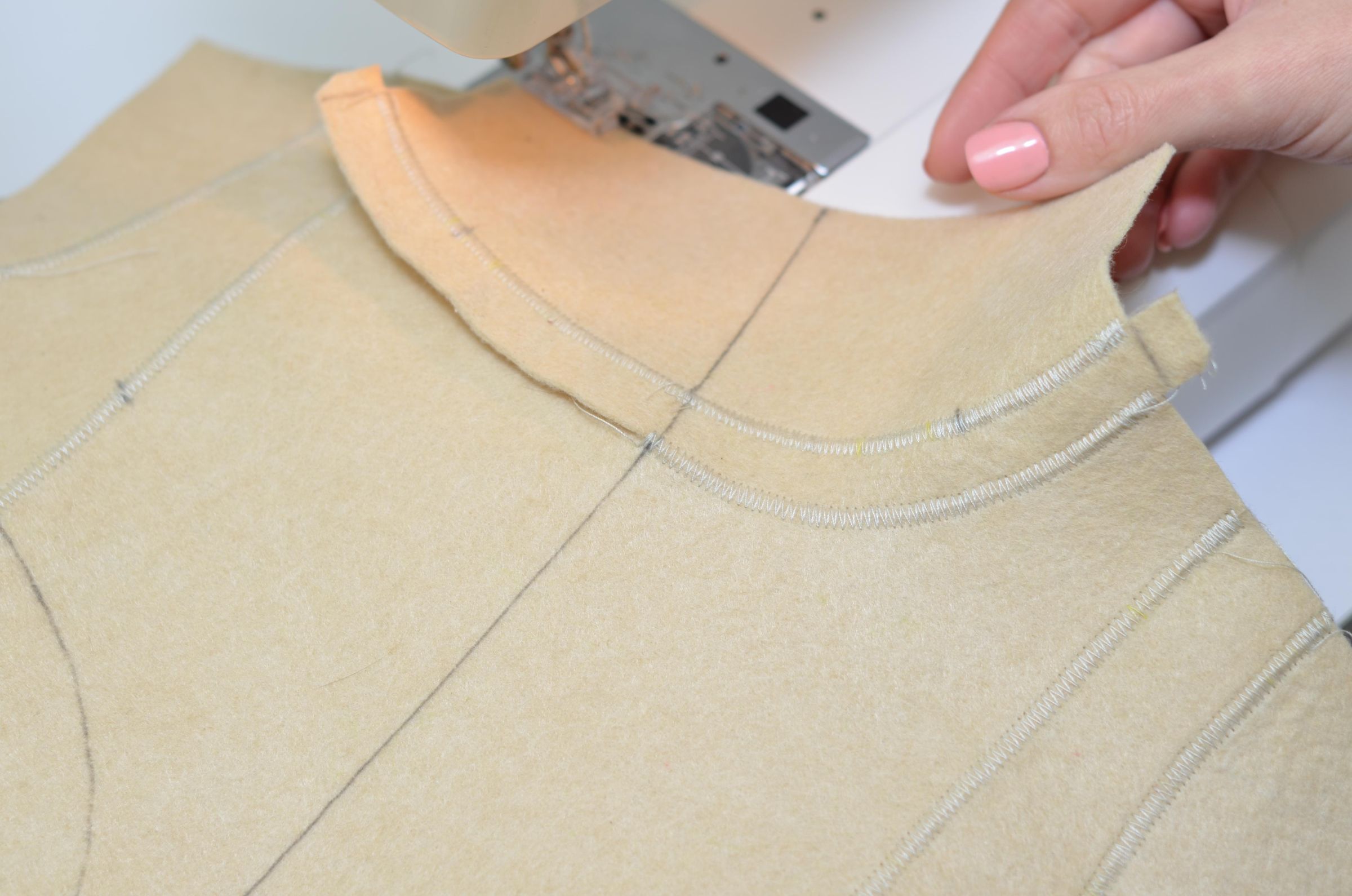 DIY Dress Form — Step-by-Step Instruction : 8 Steps (with Pictures) - Instructables