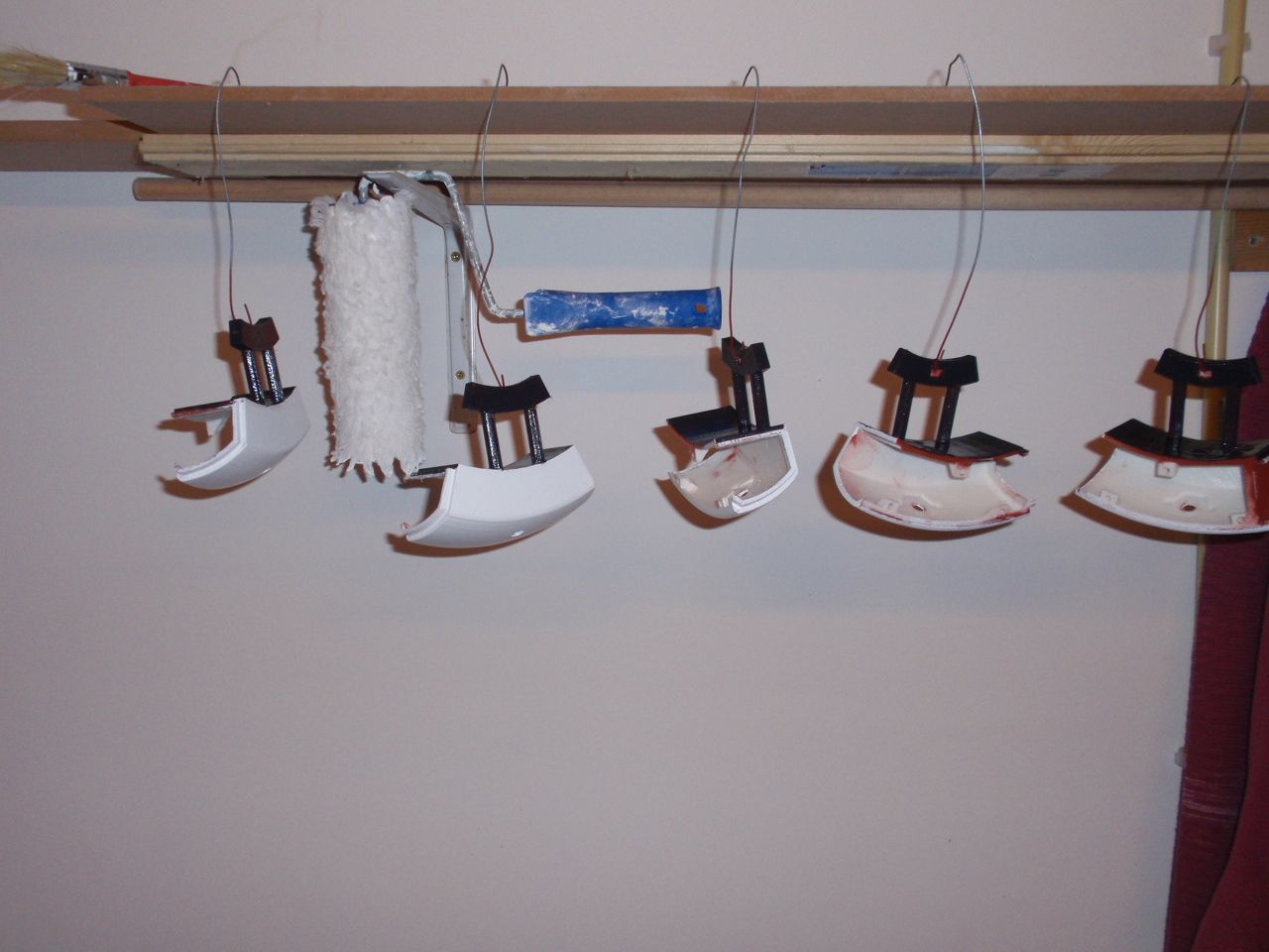 A Fully 3D Printable GlaDOS Robotic Ceiling Arm Lamp : 11 Steps (with ...