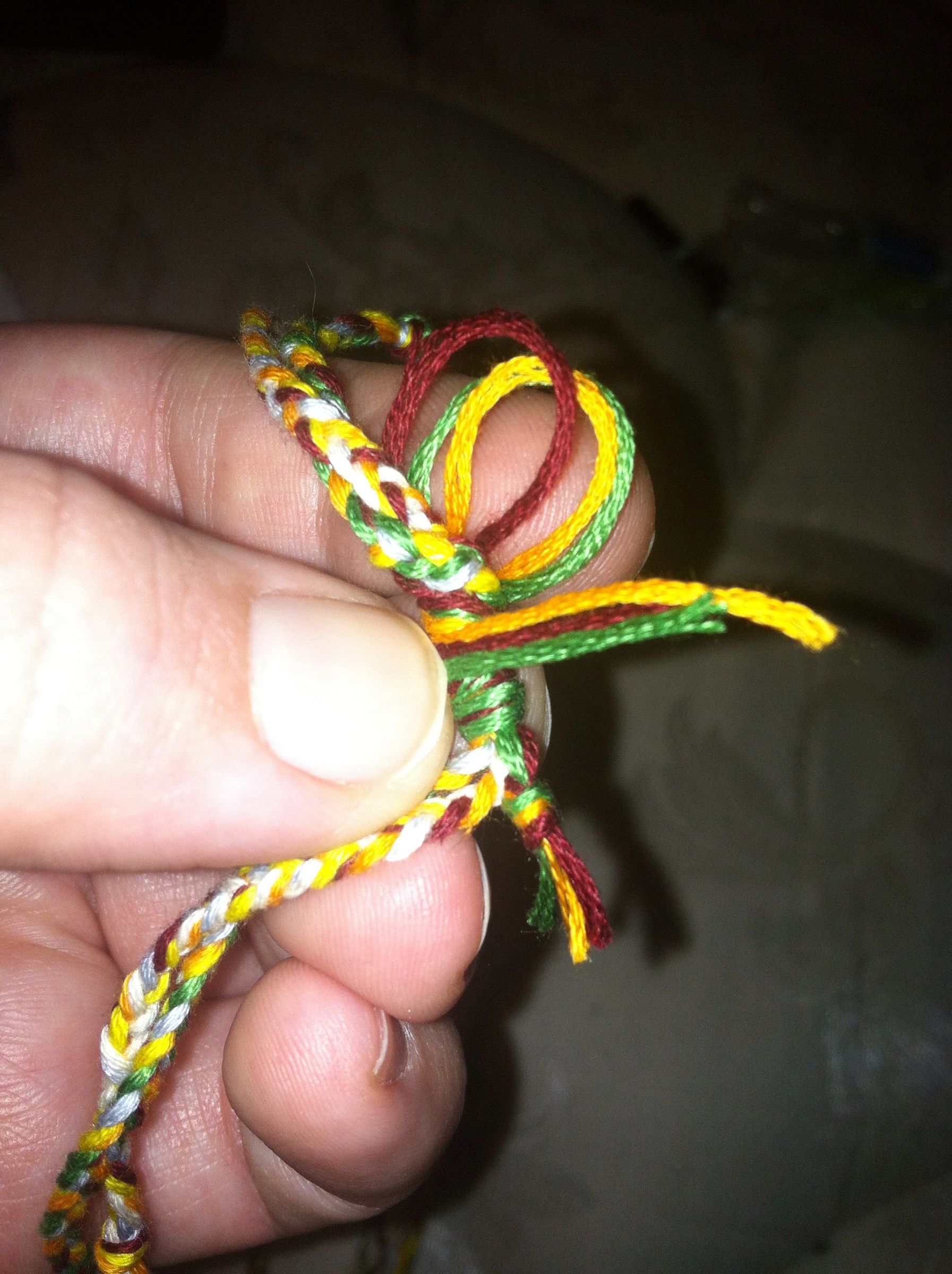 Macrame Interchangeable Stone Necklace : 10 Steps - Instructables