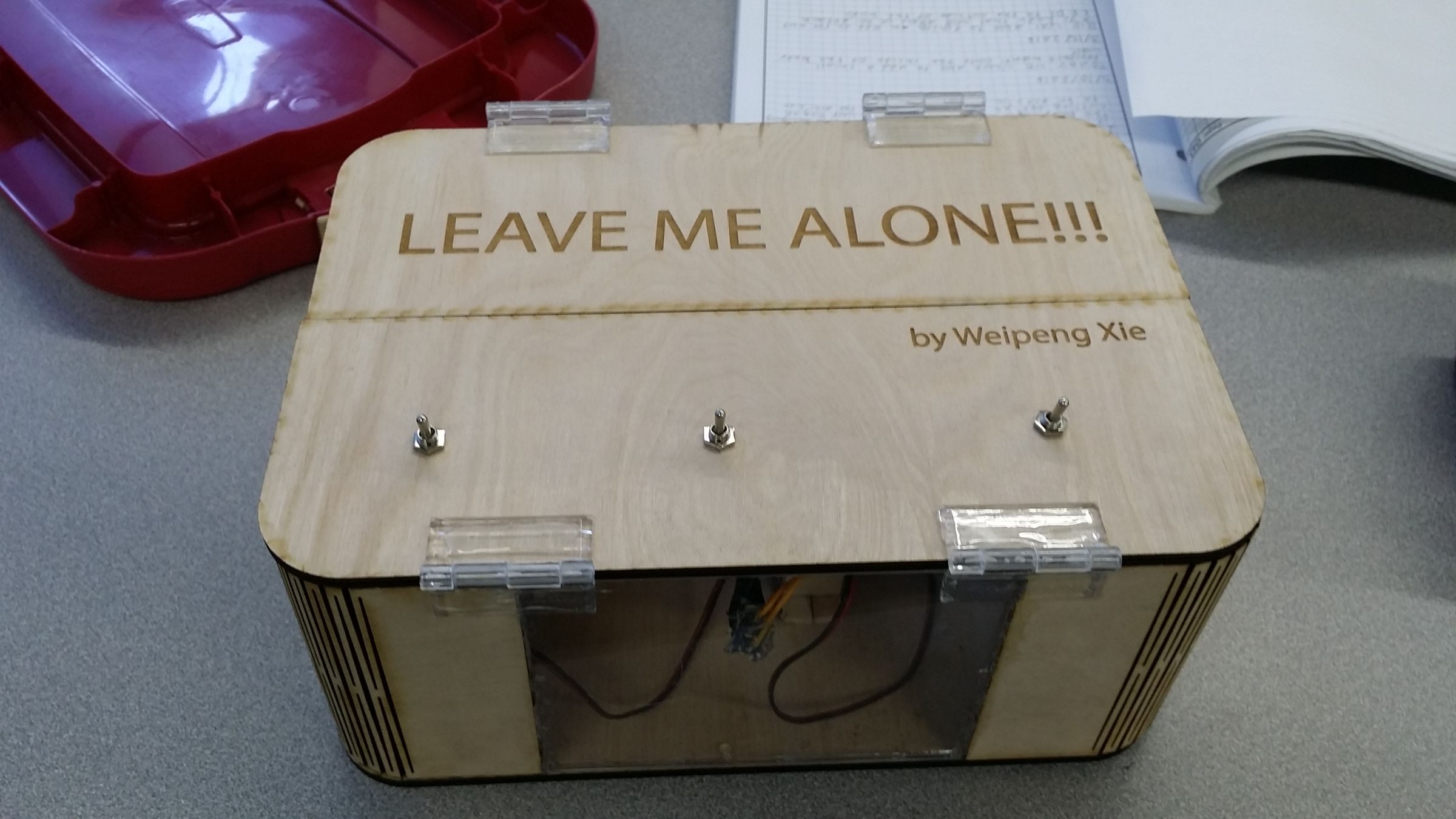 The Useless Box : 11 Steps (with Pictures) - Instructables
