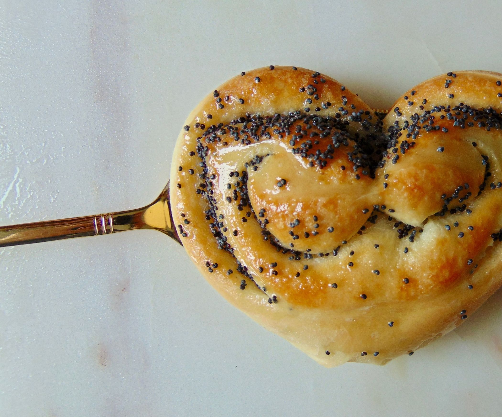 Wonderful Heart-Shaped Rolls : 5 Steps (with Pictures) - Instructables