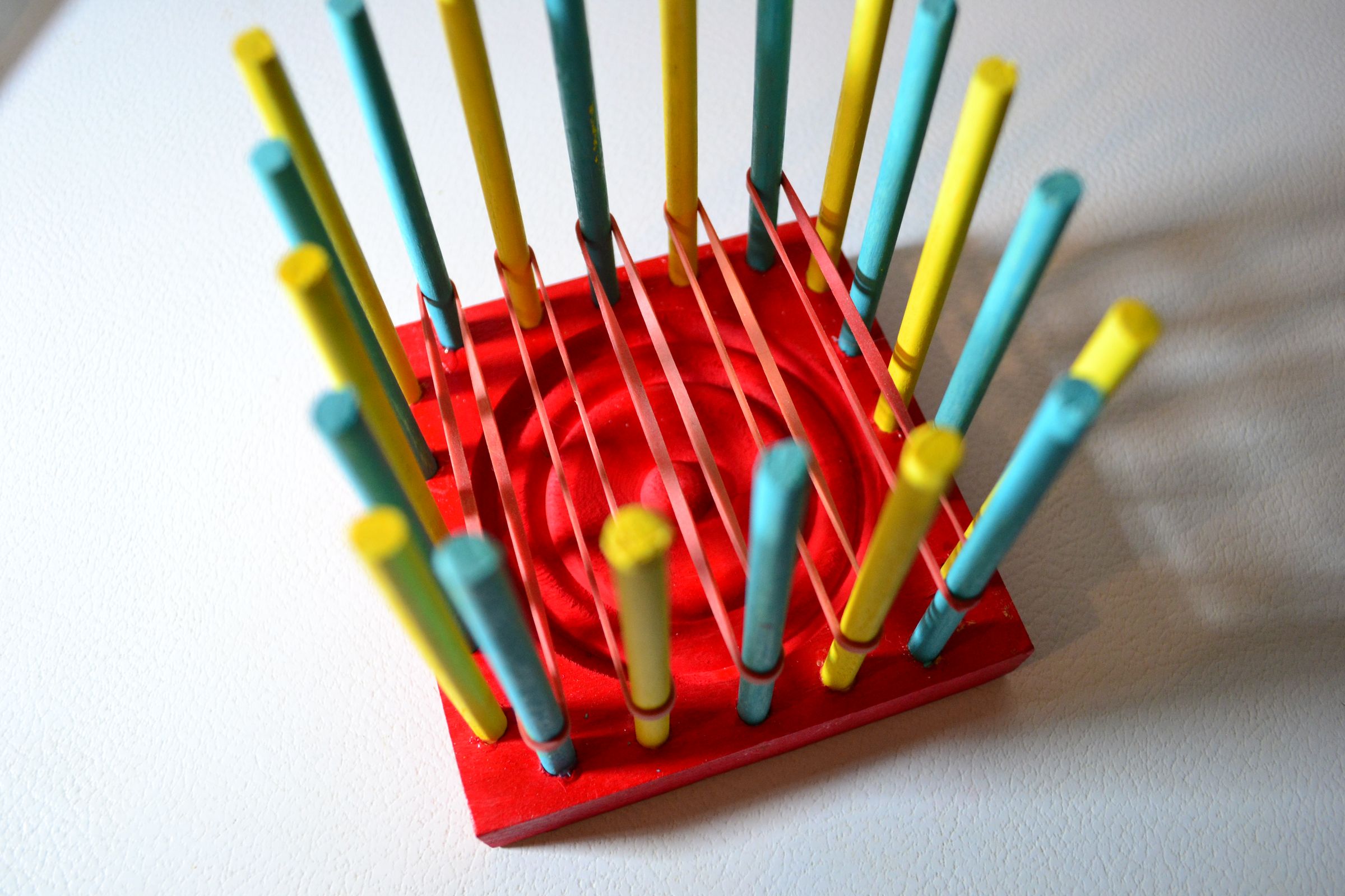 Rubber Band Pencil/Pen Holder : 9 Steps (with Pictures) - Instructables