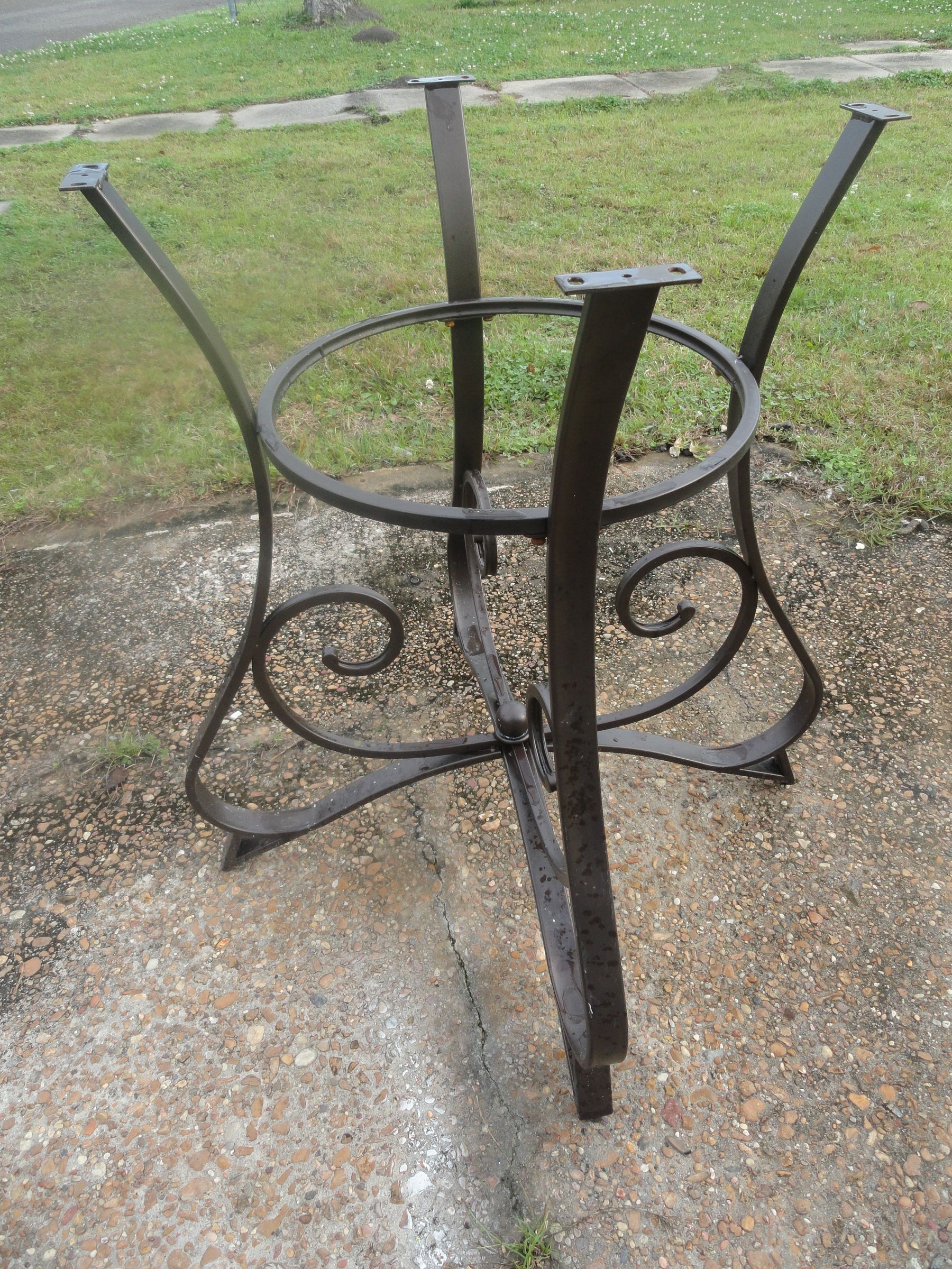 Outdoor Checkers/Chess Table : 12 Steps (with Pictures) - Instructables