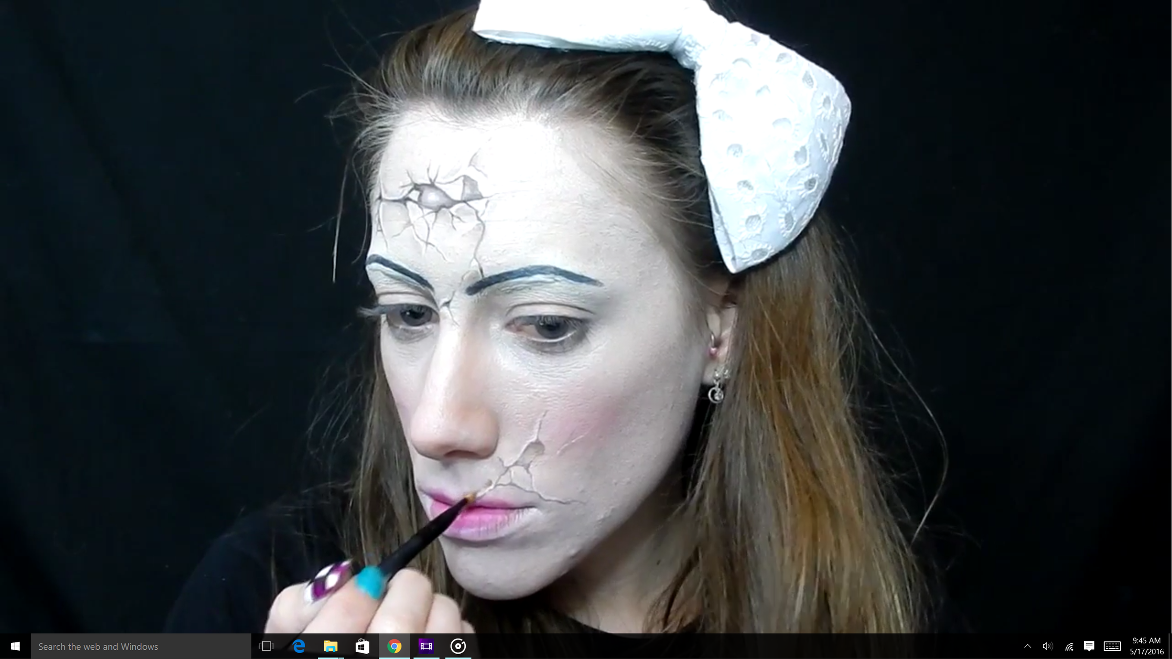 Cracked Doll Makeup Tutorial