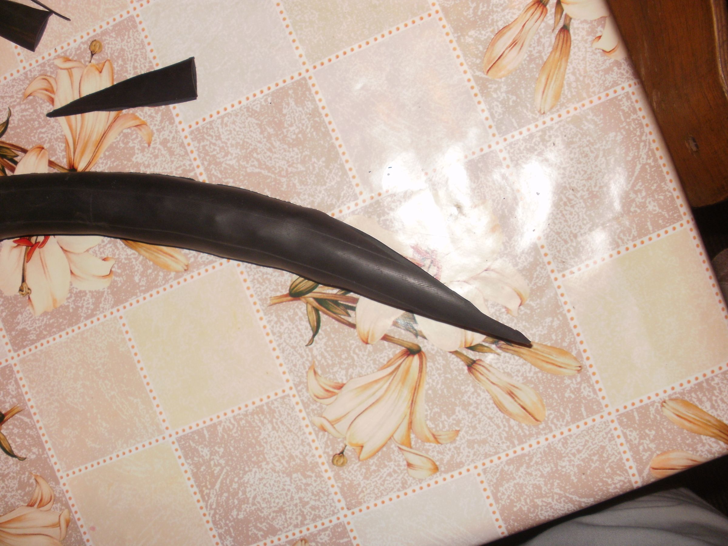 Inner Tube Snake : 3 Steps - Instructables