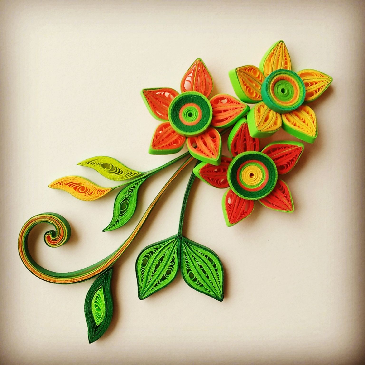 Gorgeous 3D Quilled Flowers and Leaves From Scratch! : 4 Steps (with ...