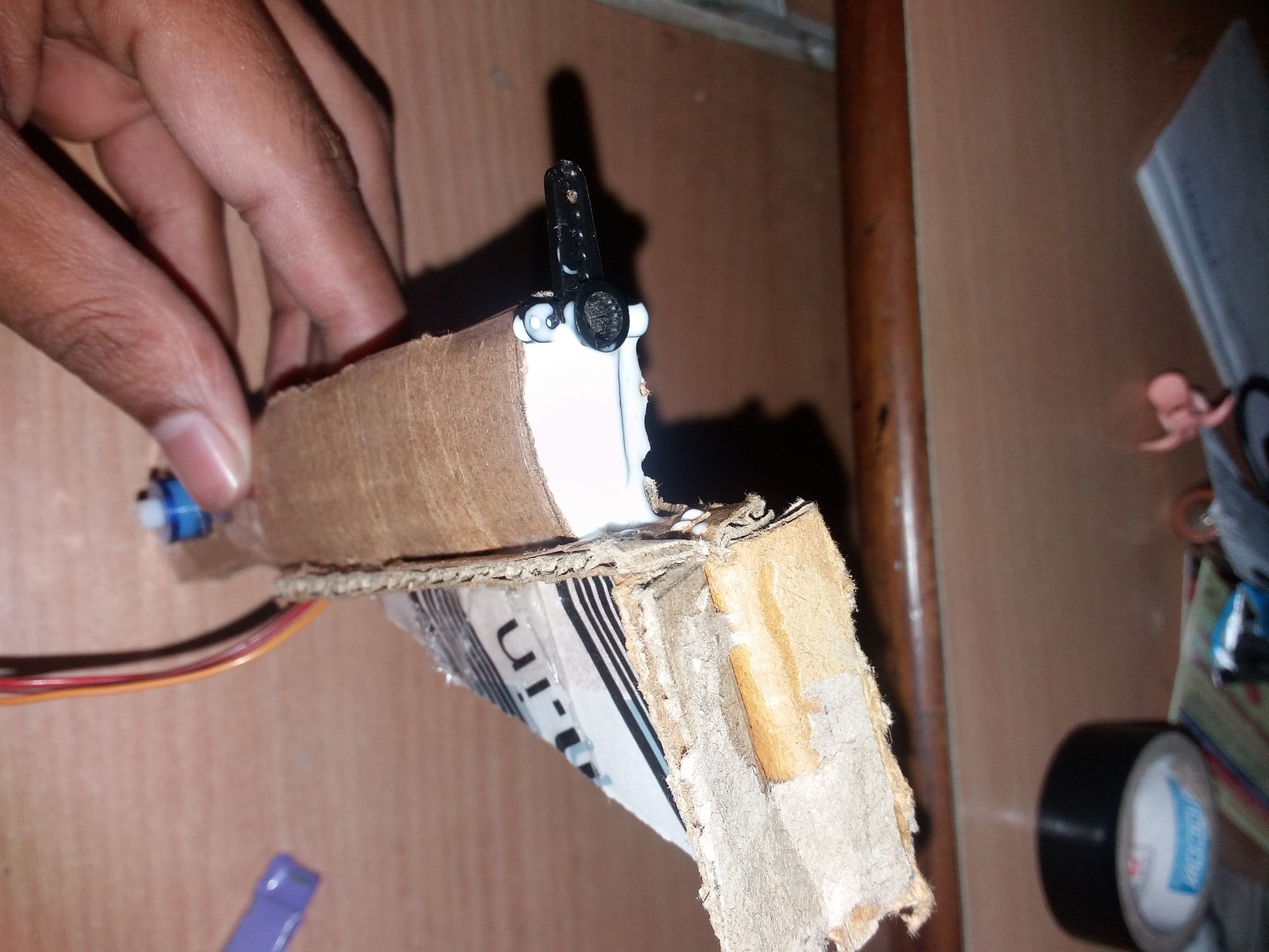 Cardboard Robotic Arm : 7 Steps (with Pictures) - Instructables