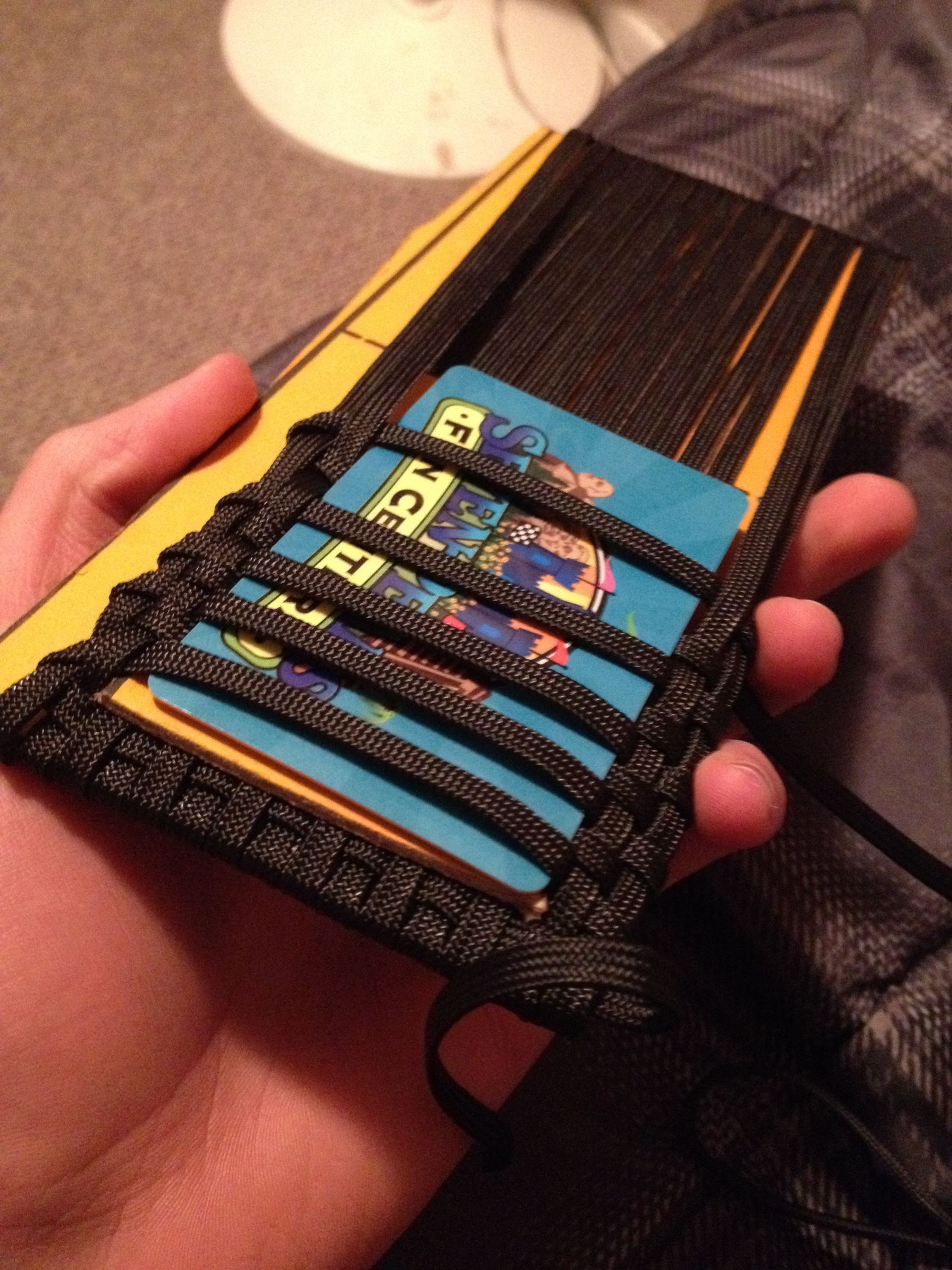 Paracord Wallet (v.4.0) : 8 Steps (with Pictures) - Instructables