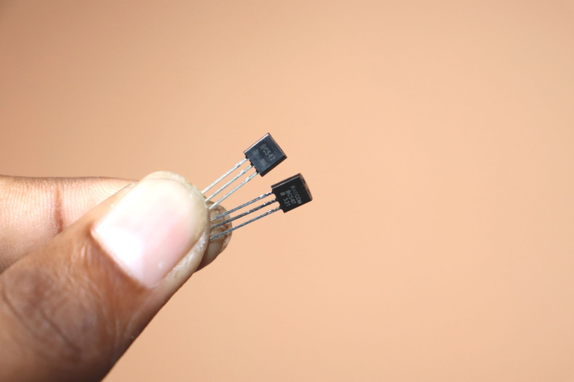 Clapping Switch With BC547 Transistor : 14 Steps - Instructables