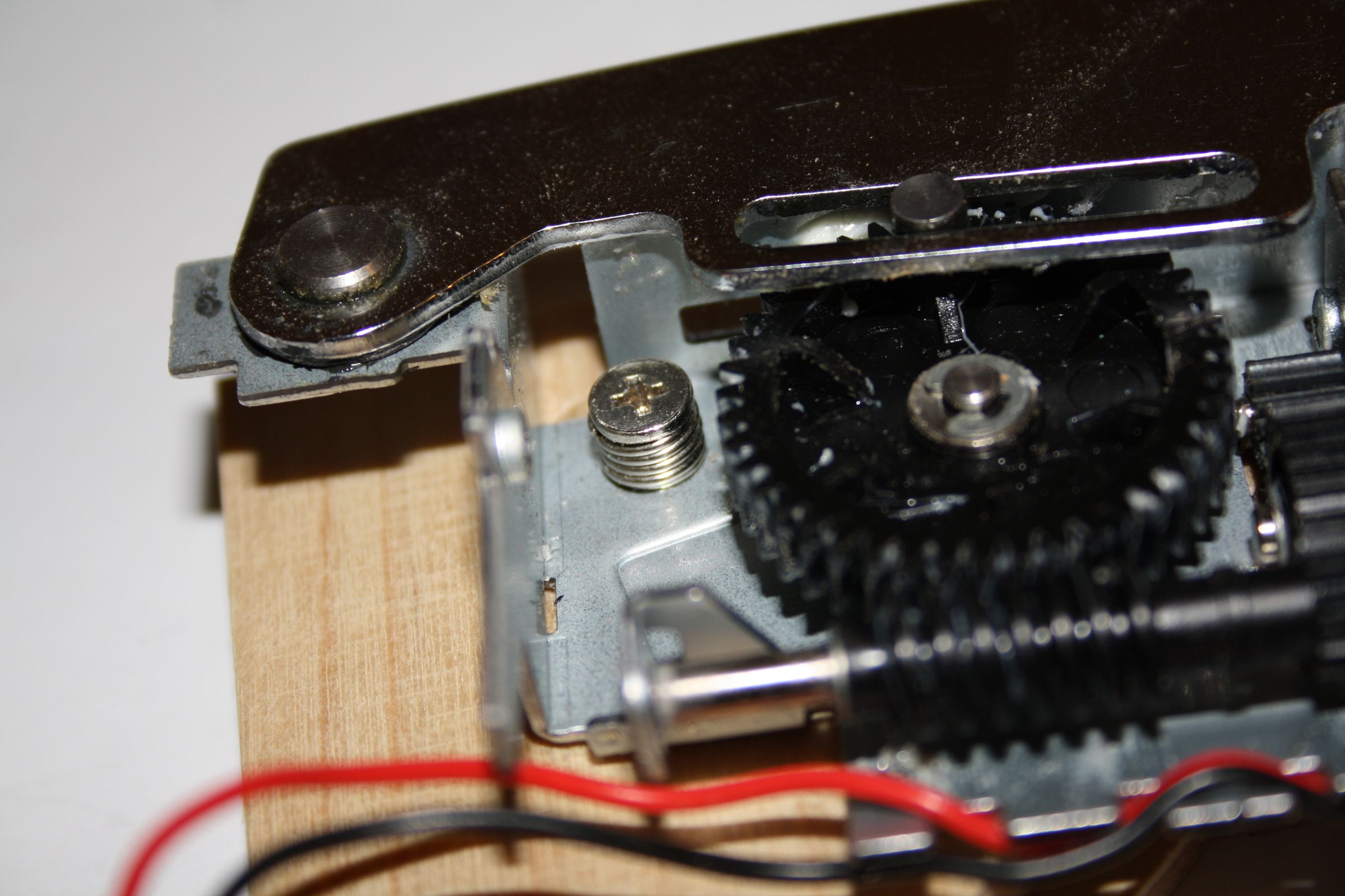 Table-Top Scissors | the Cutting Edge of Technology! : 17 Steps (with ...