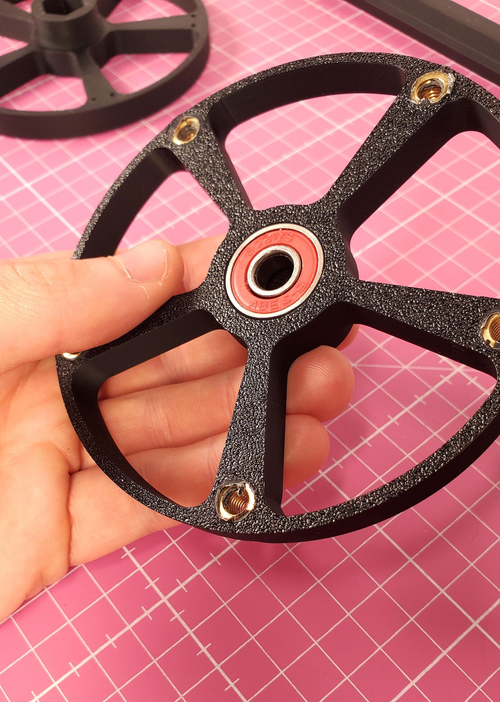 3D Printed Fishing Lure Rotating Drying Station : 13 Steps (with ...