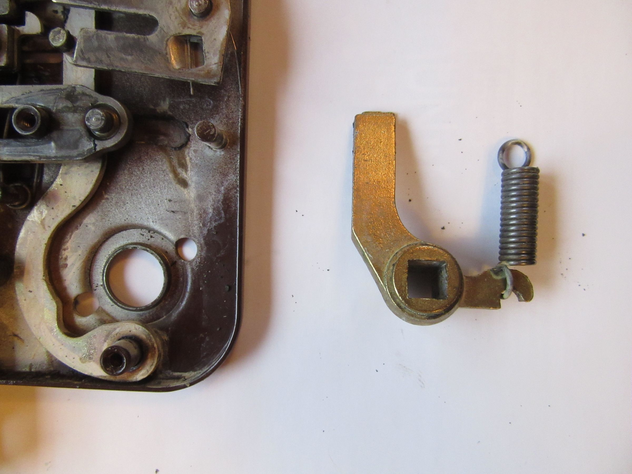 How to Disassemble a Boda 4235 Lock Case (Abloy 4235) : 5 Steps ...
