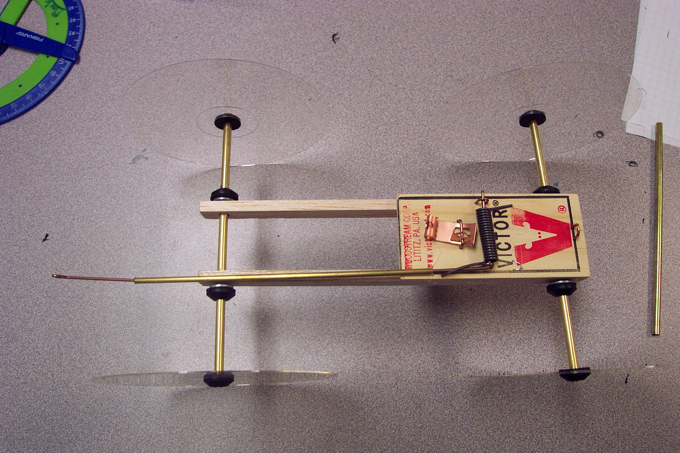 Speedy Gonzales: How to Make a Mousetrap Racecar : 9 Steps - Instructables
