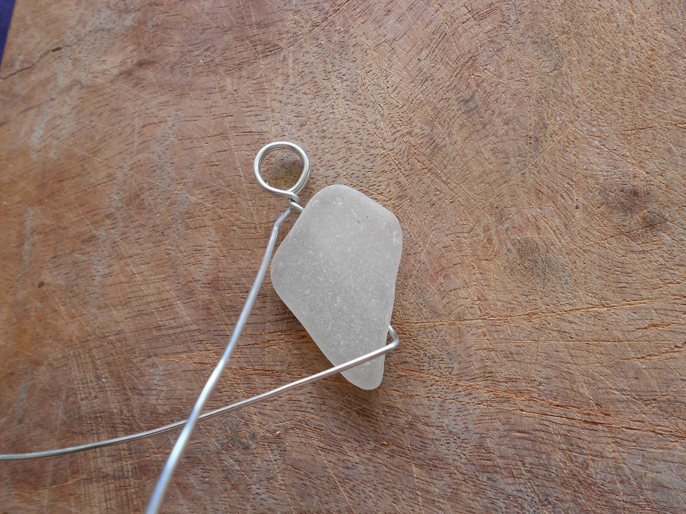 Wire Wrapped Pendants, the Easy Way : 10 Steps (with Pictures ...