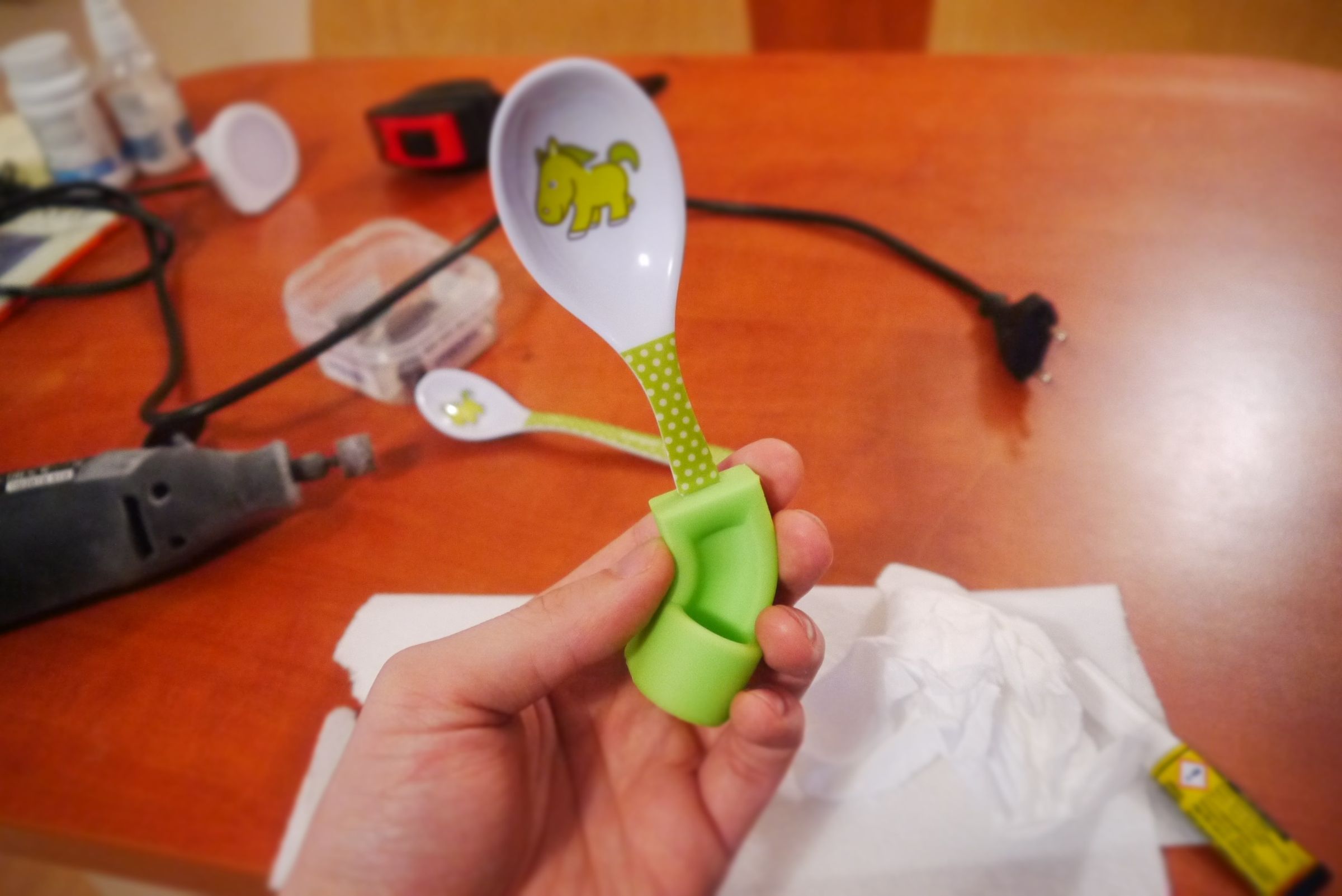 Finger Spoon : 4 Steps (with Pictures) - Instructables