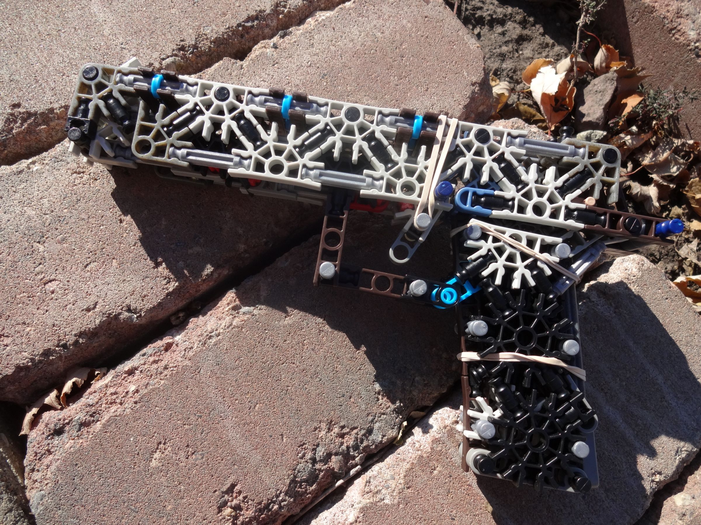 K'NEX Colt 1911 - Instructables