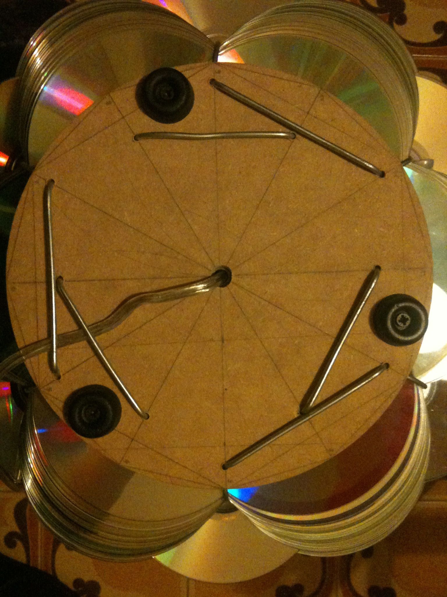 Recycled CDs Lamp : 5 Steps (with Pictures) - Instructables