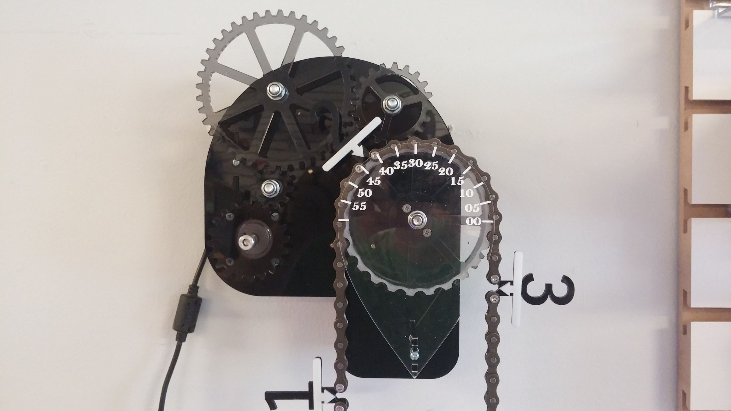 Single Chain Clock : 11 Steps (with Pictures) - Instructables