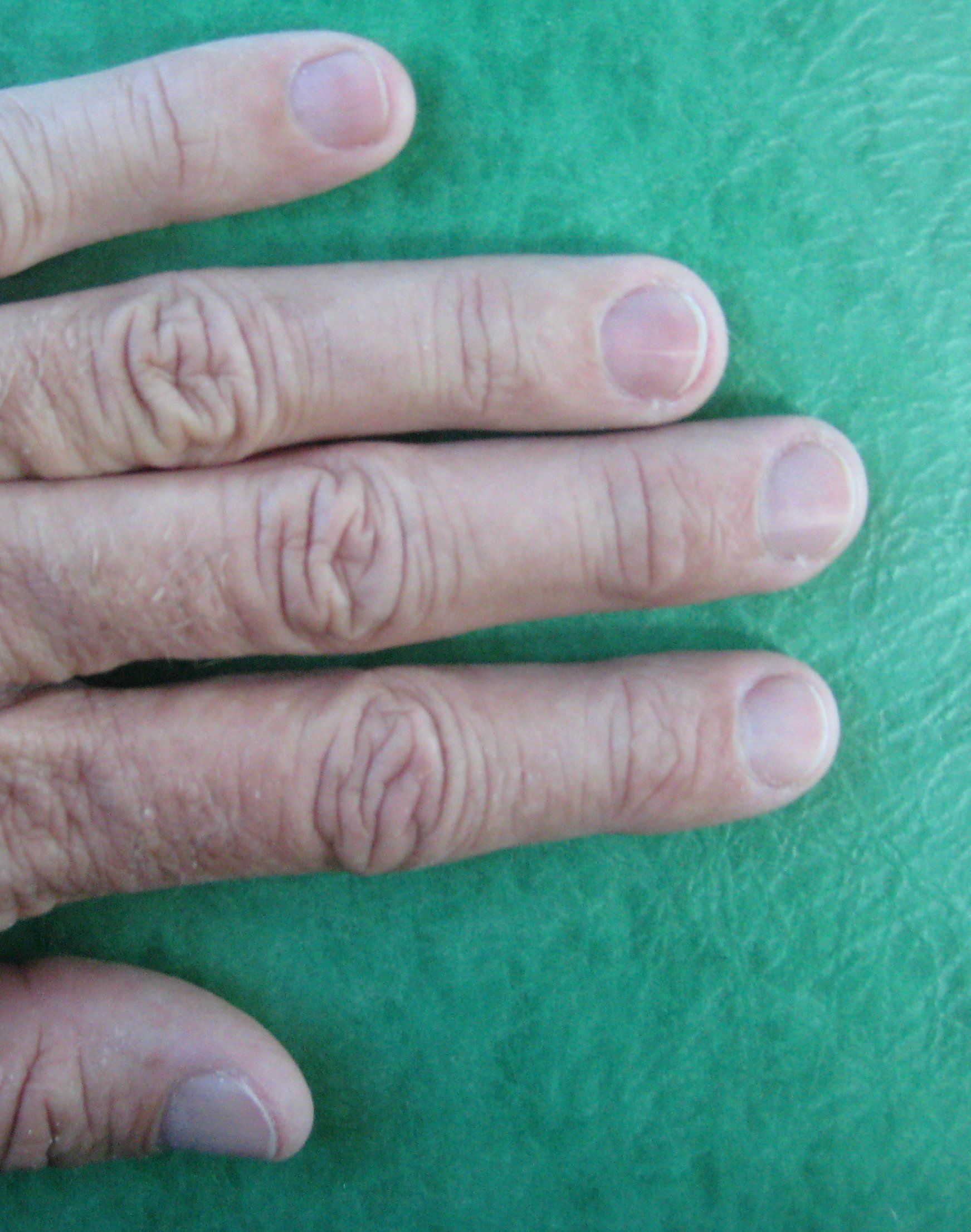 How to Do a Manicure or Pedicure That Will Last! : 6 Steps - Instructables