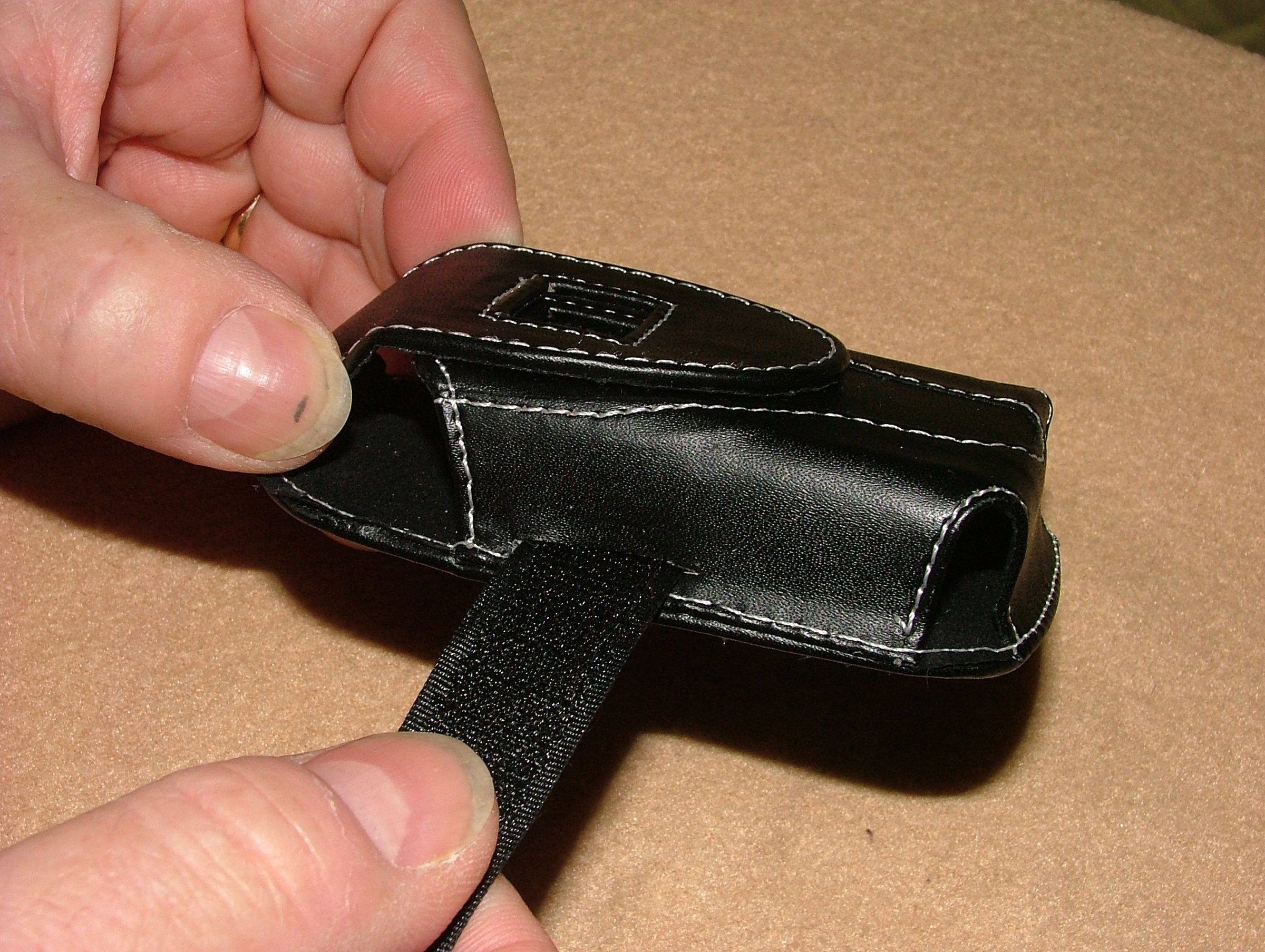 Cell Phone Wrist Band : 8 Steps - Instructables