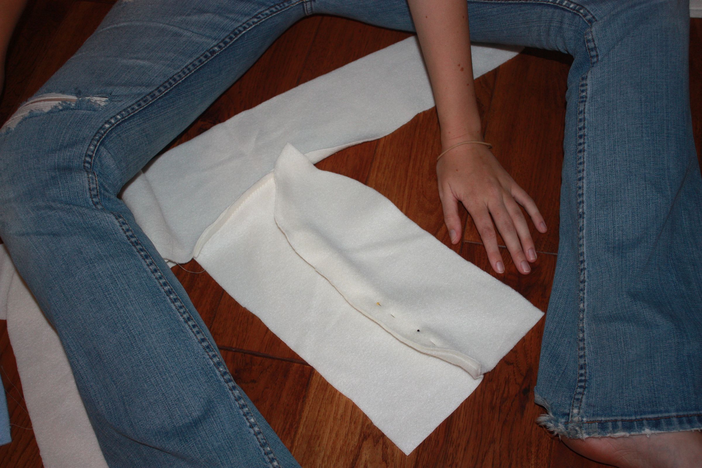 "Snuggie" Character Costume : 19 Steps (with Pictures) - Instructables