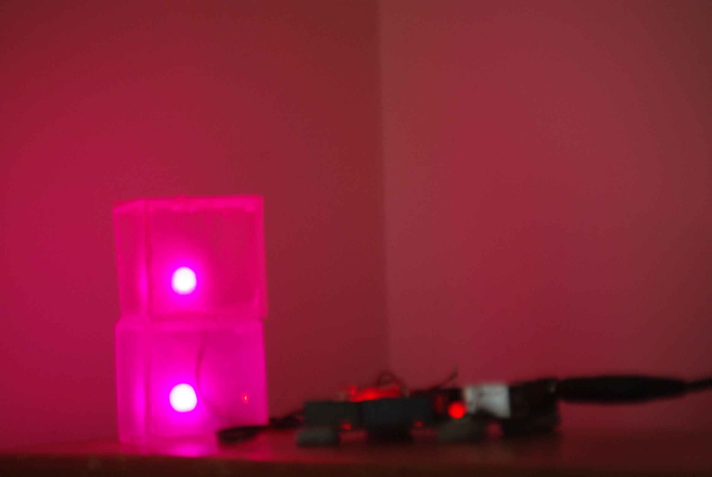 Stackable LED Cubes! : 10 Steps - Instructables