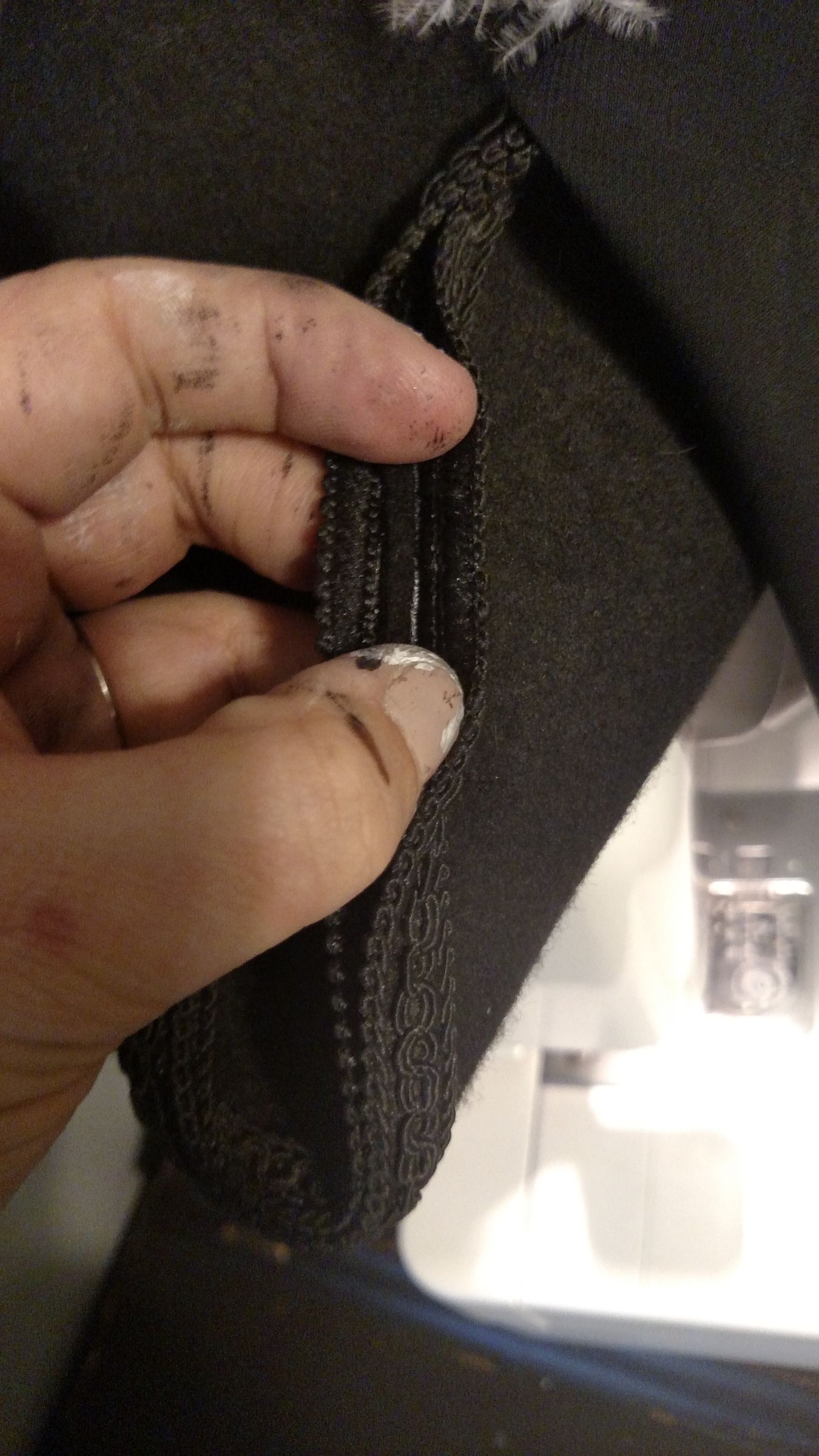 Quality Easy Pirate Hat : 4 Steps (with Pictures) - Instructables