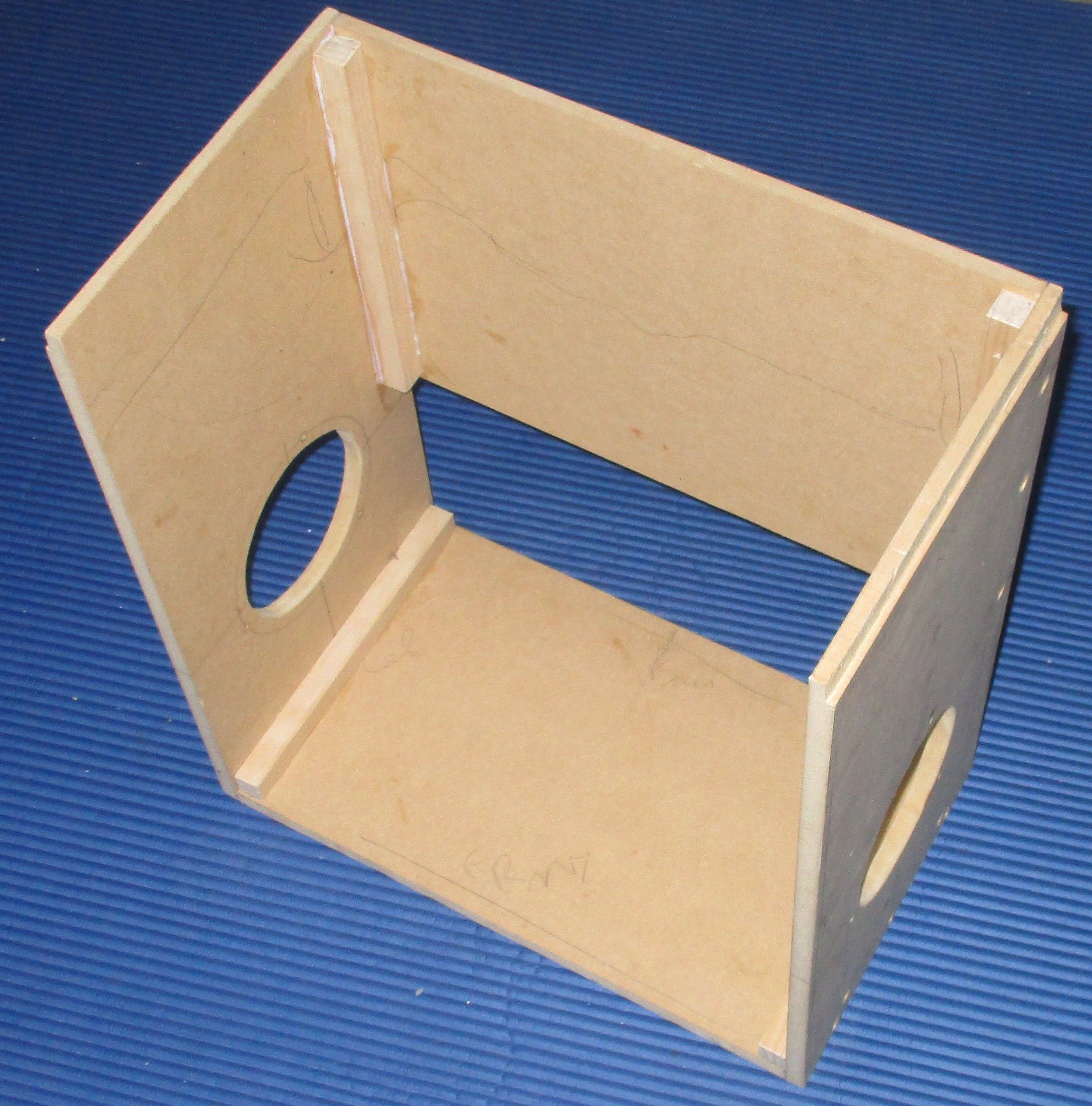 'Time Machine' Mini Jukebox : 8 Steps (with Pictures) - Instructables
