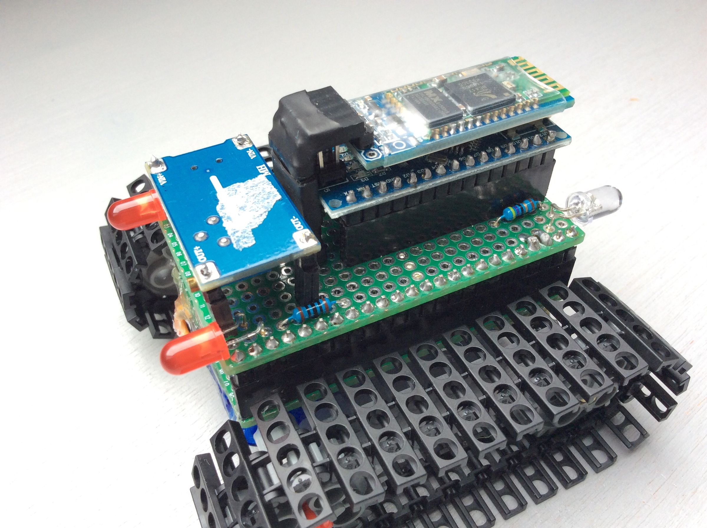 Tiny Smartphone Controlled Arduino Tank : 10 Steps (with Pictures ...