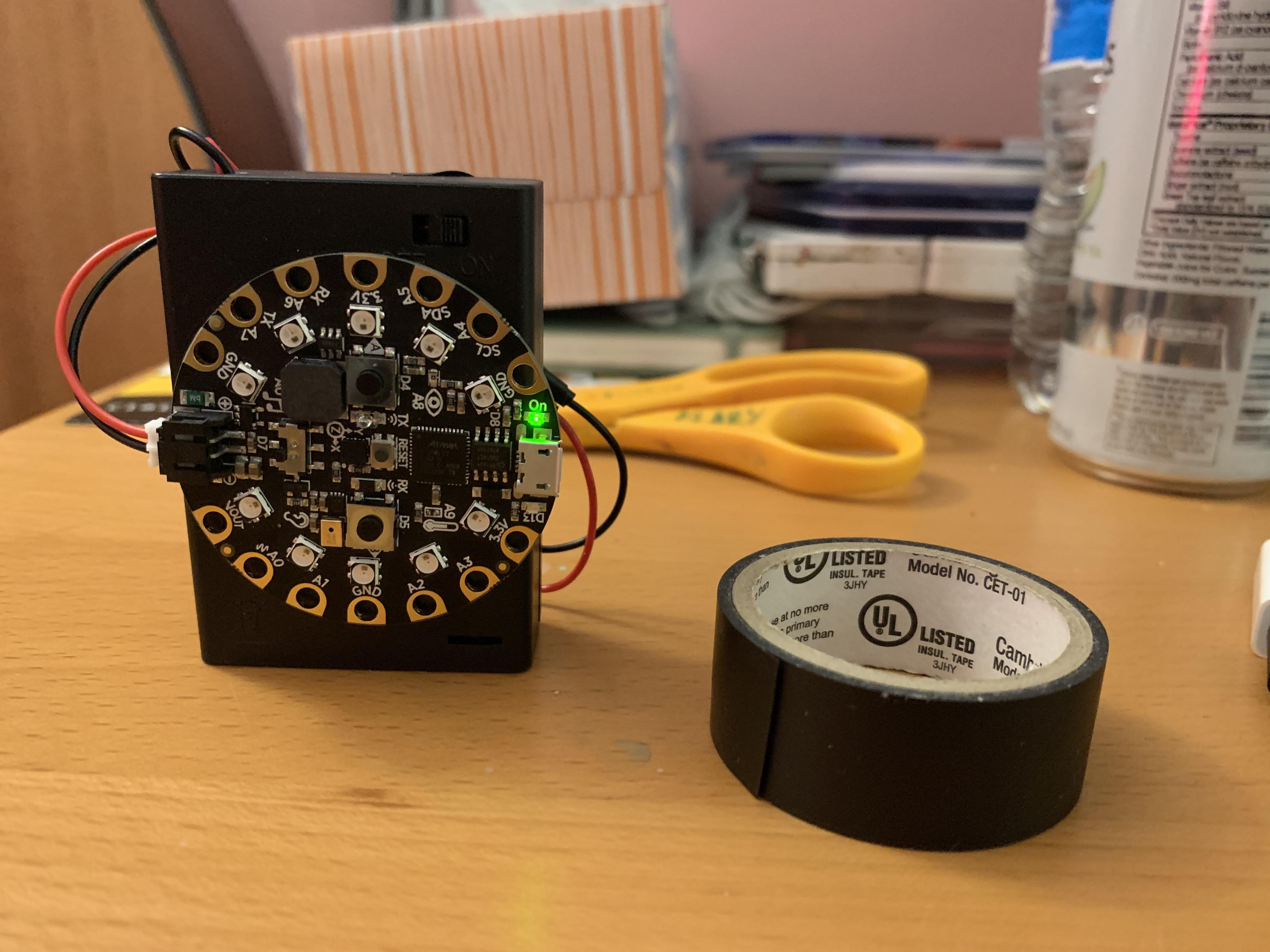 Clap Light That Illuminates Drawing Using CPX & Makecode : 4 Steps ...