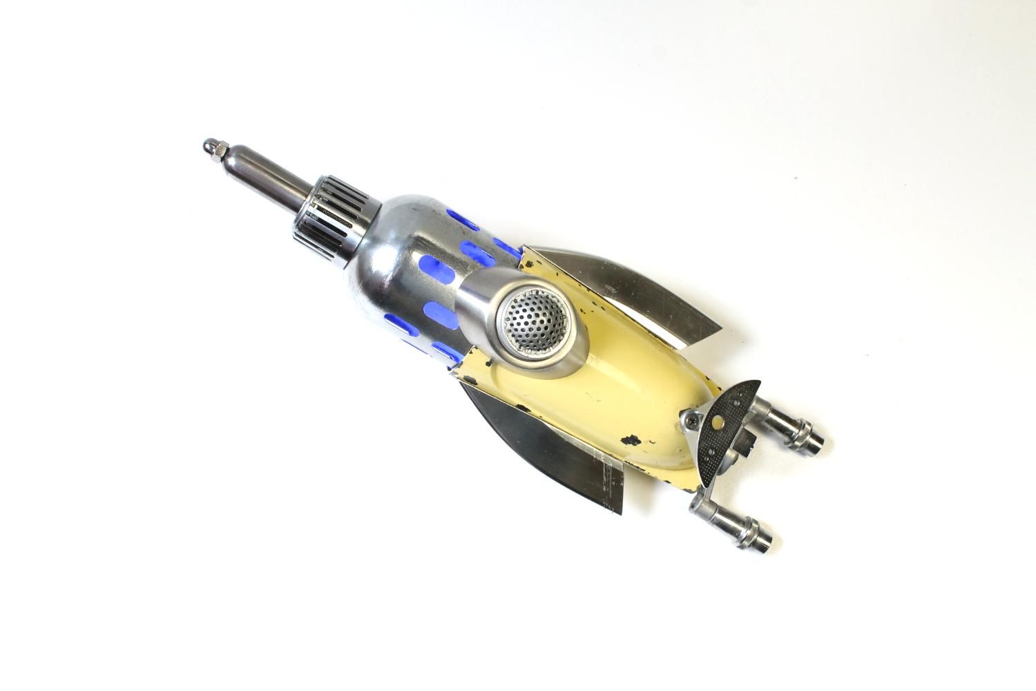 Retro Rocket Made From Junk : 11 Steps (with Pictures) - Instructables