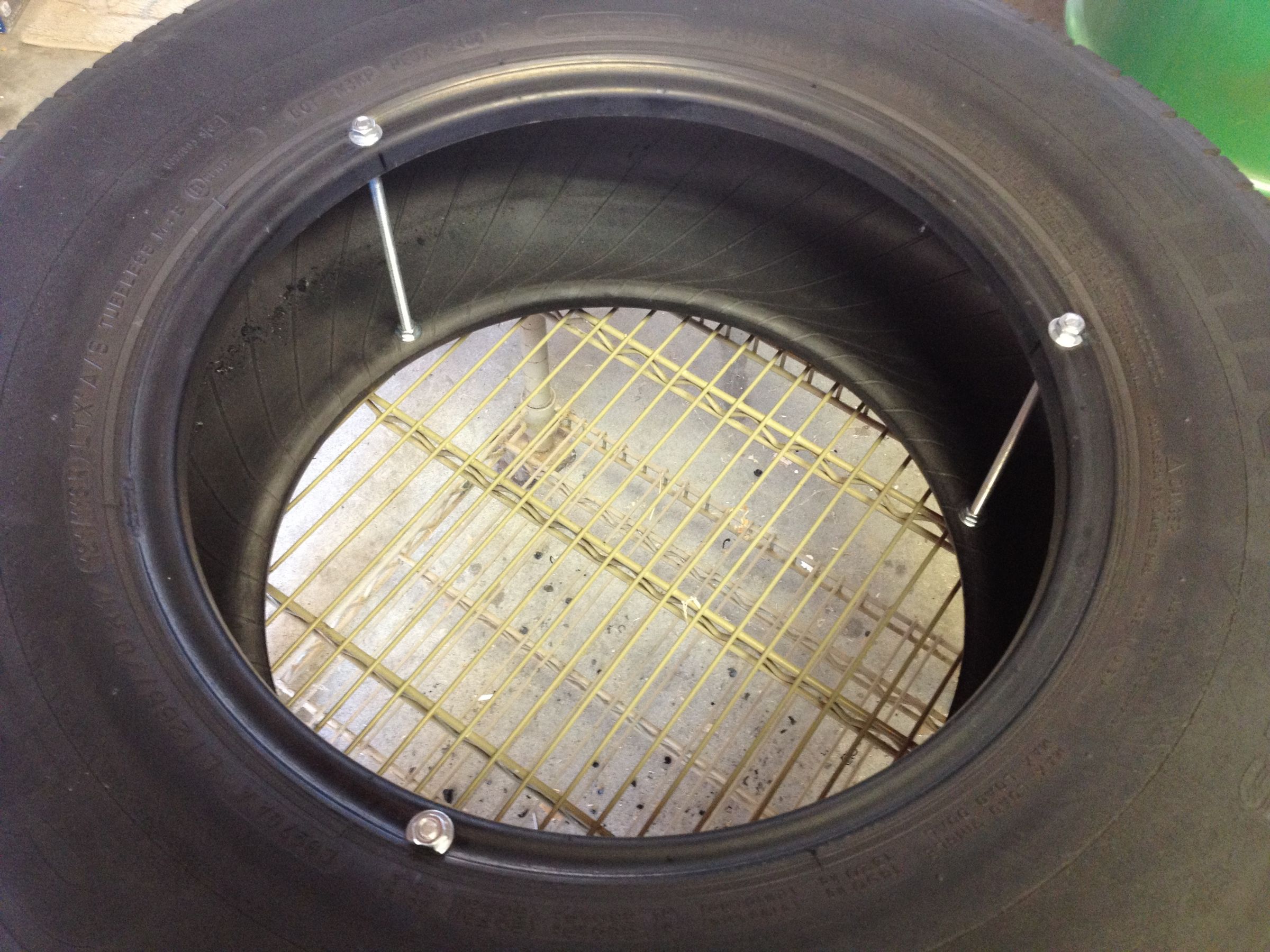 Recycled Tire Coffee Table : 10 Steps (with Pictures) - Instructables