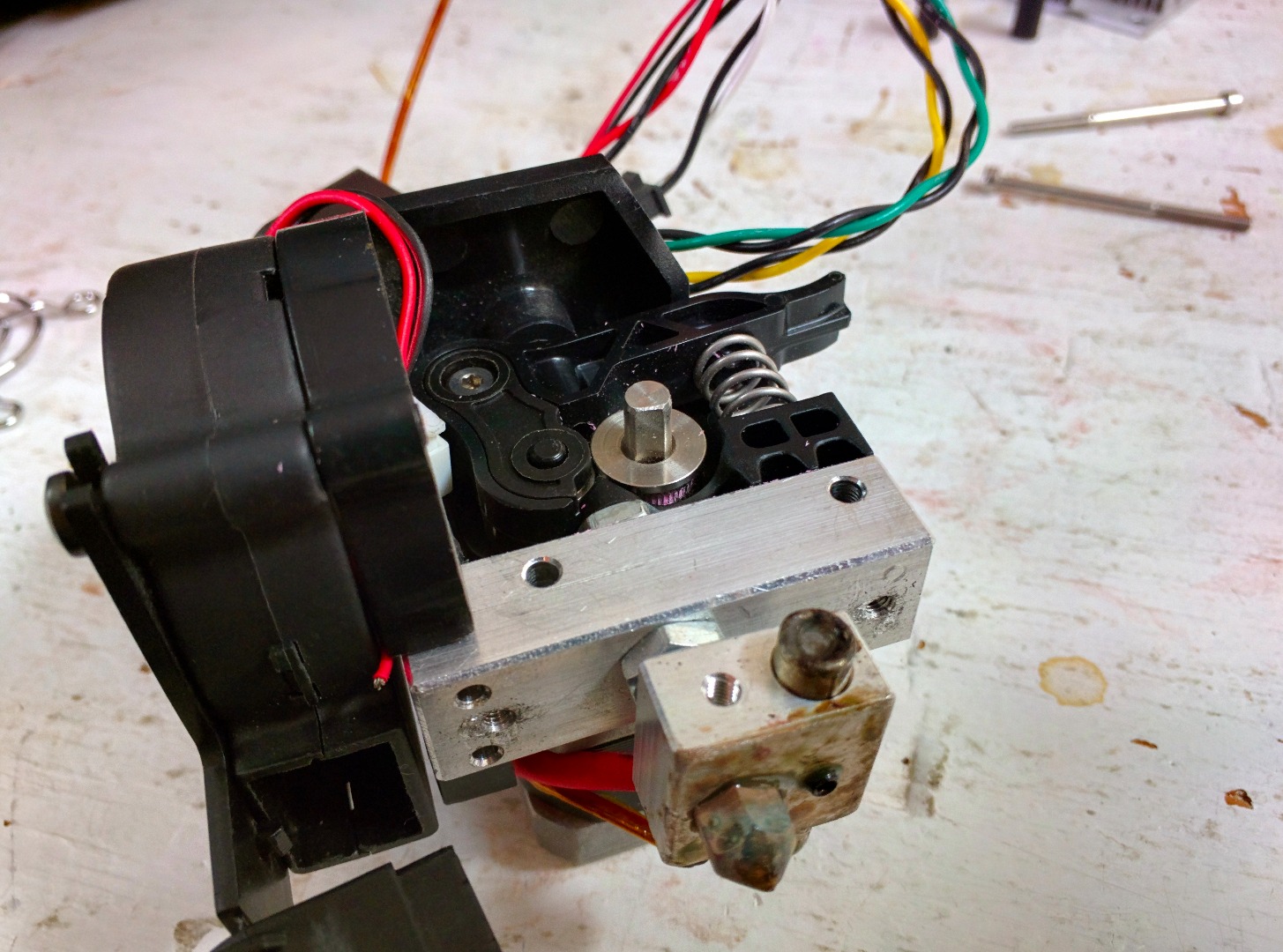 MakerBot Replicator 2 Fast Clean Guide : 8 Steps (with Pictures) - Instructables