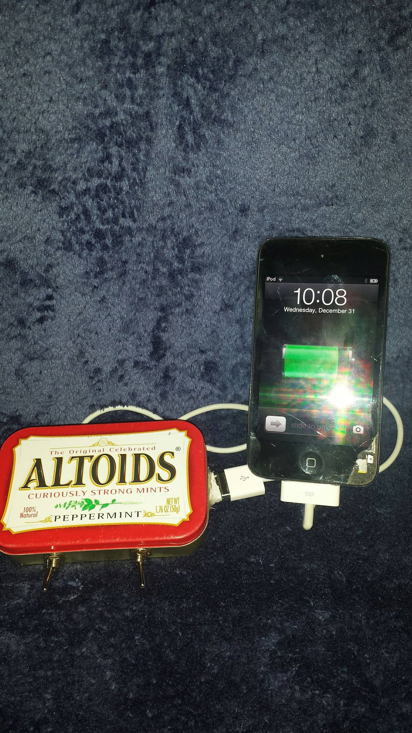 DIY Altoids USB Apple/Samsung Charger : 6 Steps - Instructables
