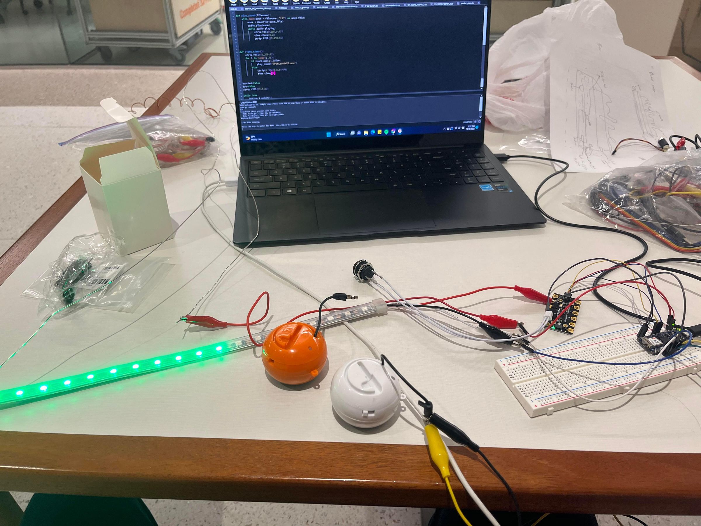 THE Wire Loop Game : 6 Steps - Instructables