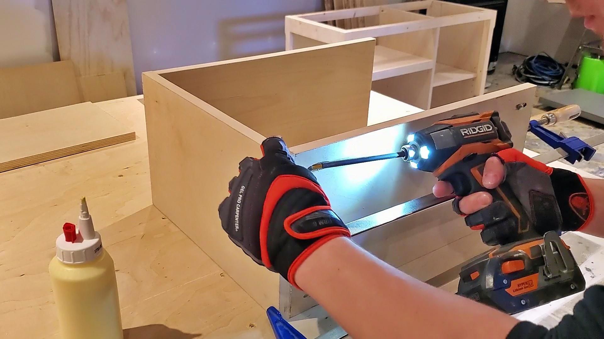 Beginners Guide to Drawers. Measure, Cut, Assemble, Mount, Finish. No ...