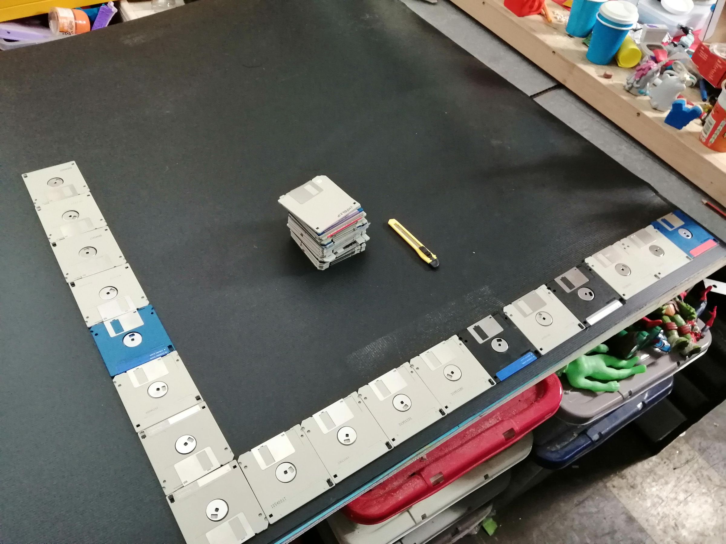 Floppy Disc Space Invader Wall Deco : 5 Steps (with Pictures ...