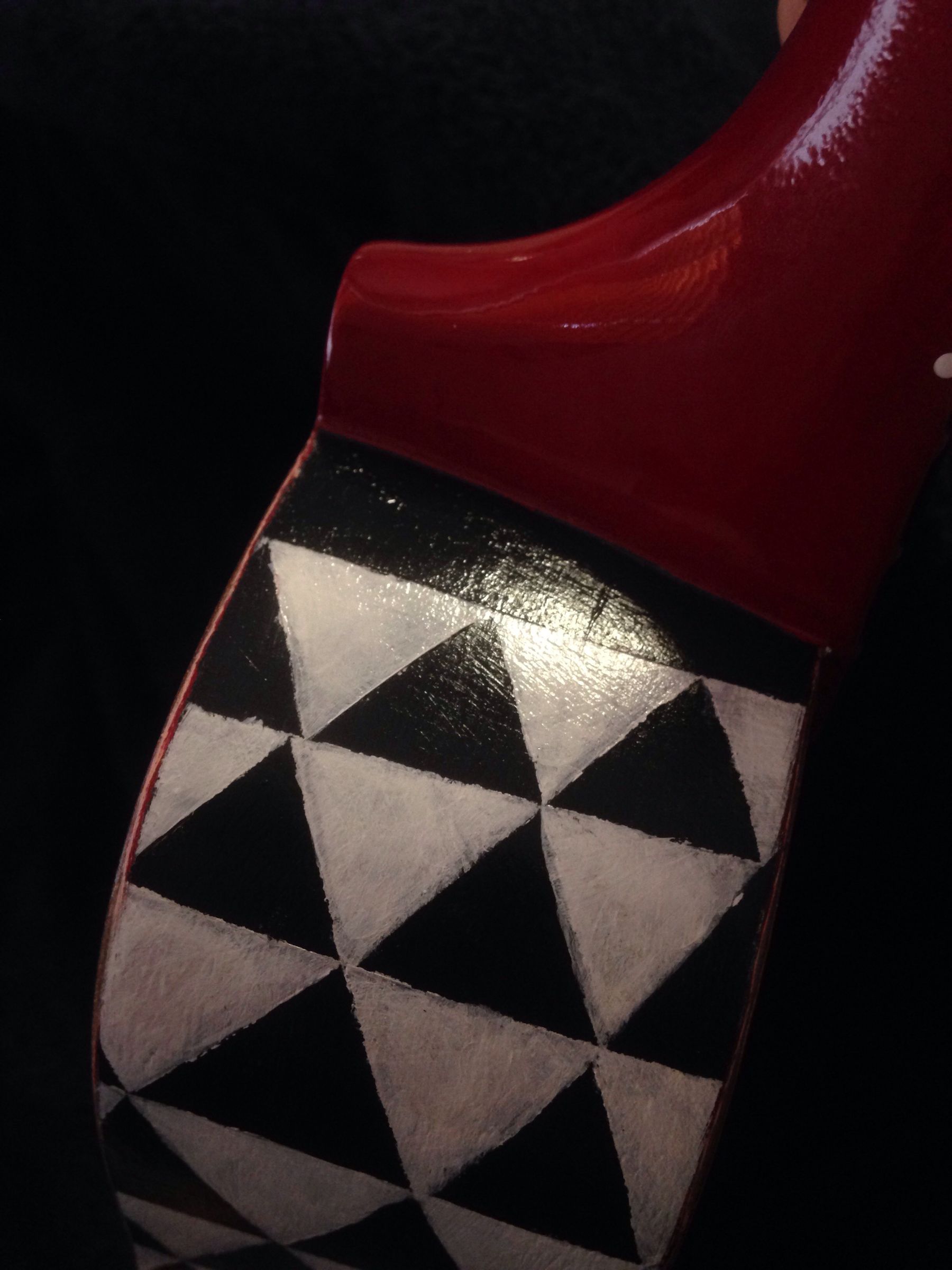 How to Paint a Ukulele : 4 Steps - Instructables